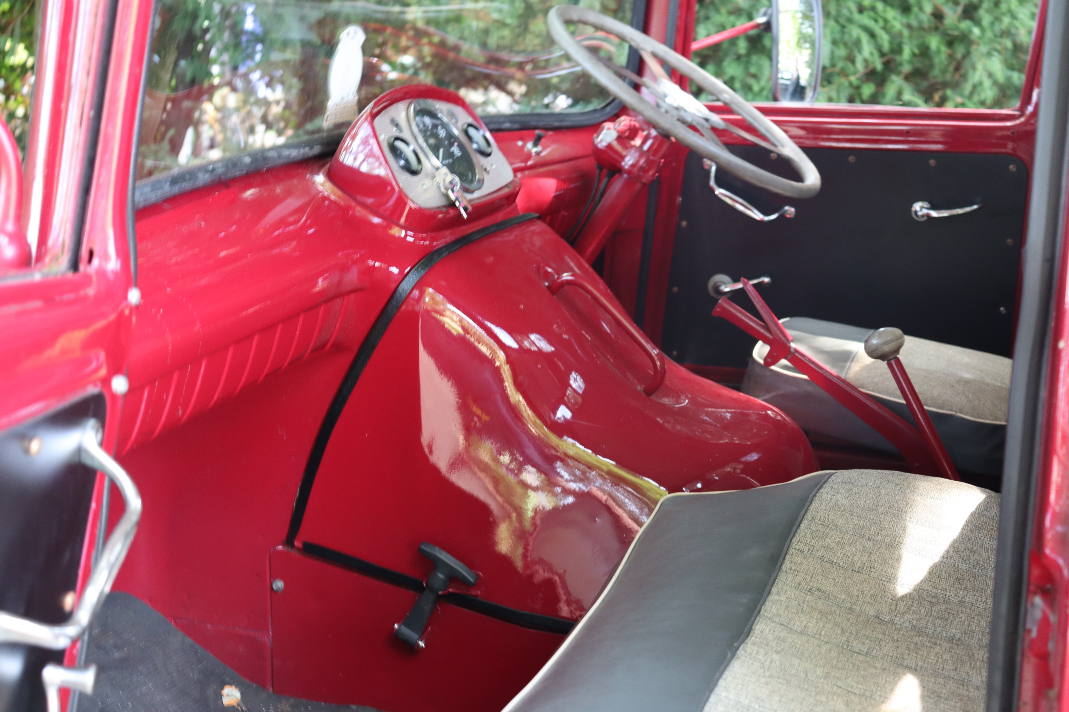 Lot 32 - 1961 Thames Trader