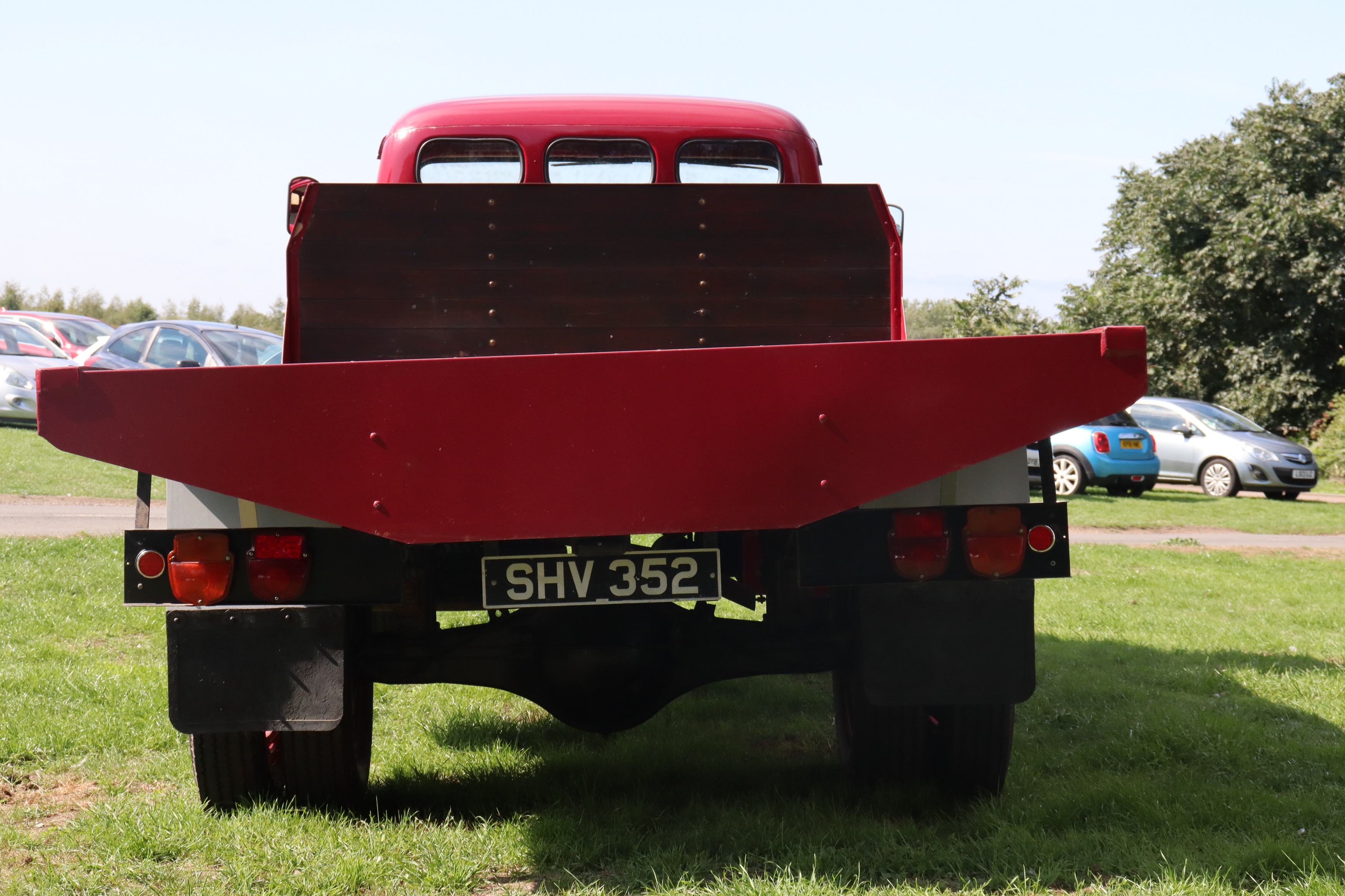 Lot 32 - 1961 Thames Trader