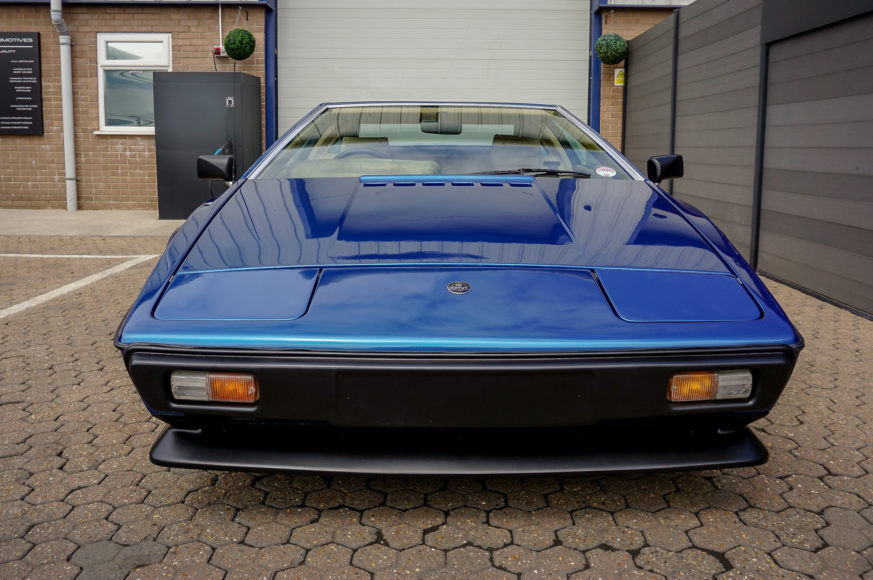 Lot 329 - 1981 Lotus Esprit S2