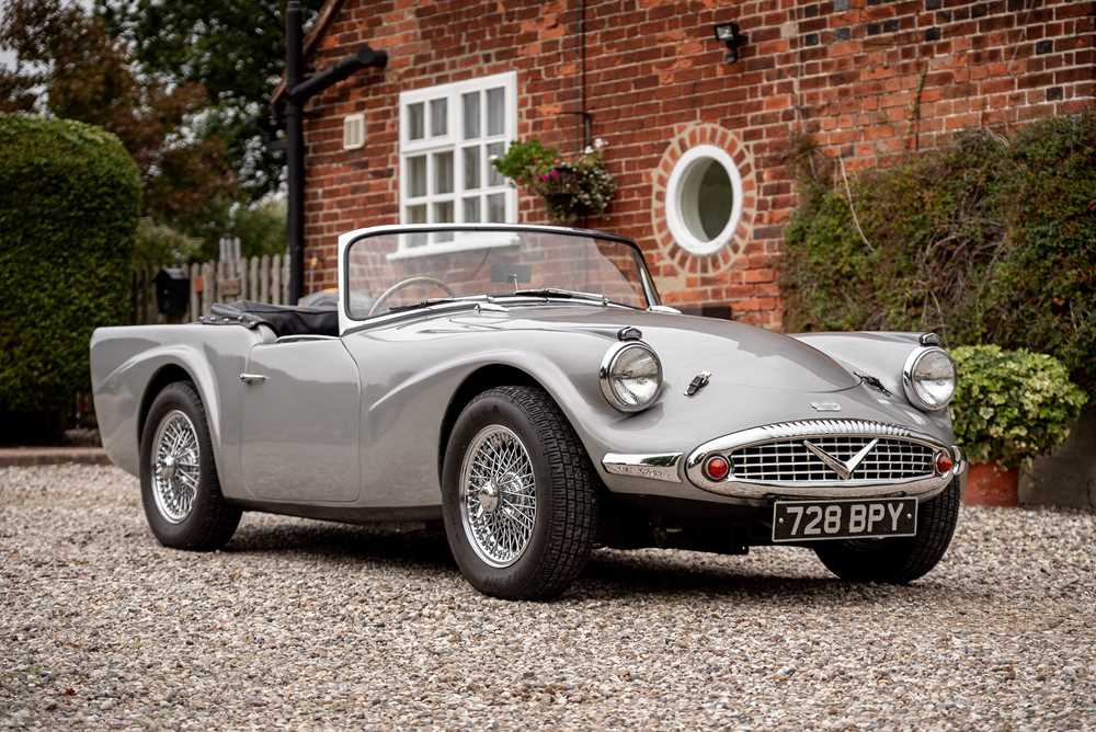 Lot 17 - 1962 Daimler Dart SP250 'B-Spec'
