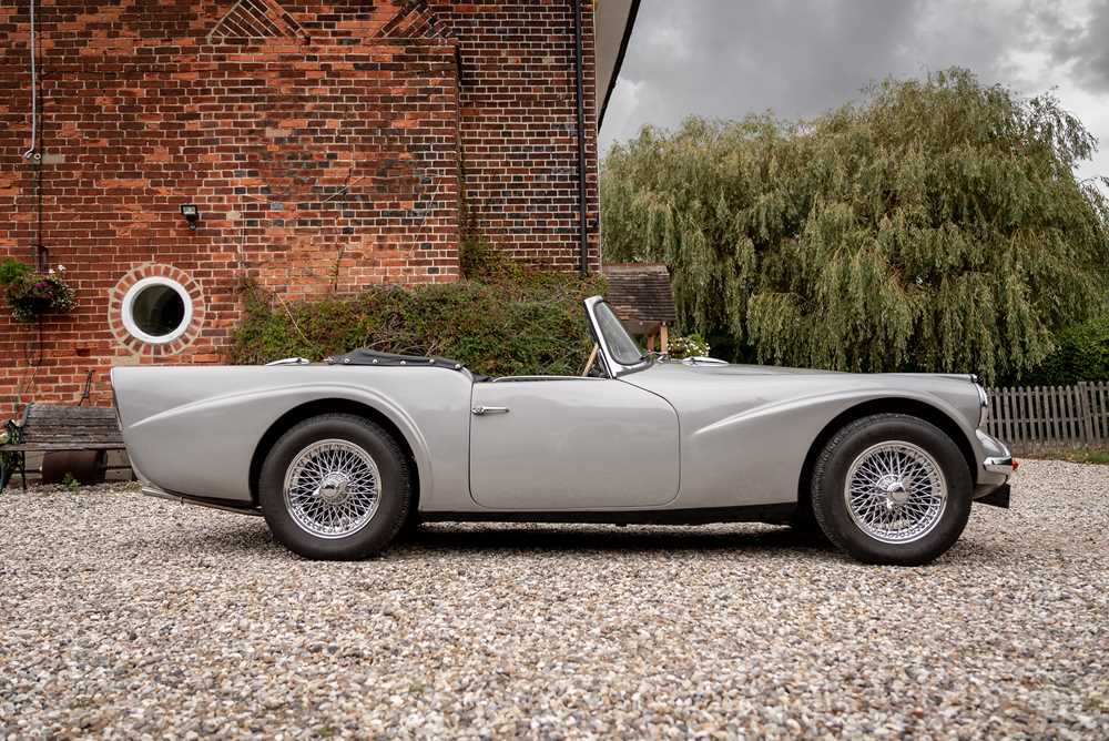Lot 17 - 1962 Daimler Dart SP250 'B-Spec'