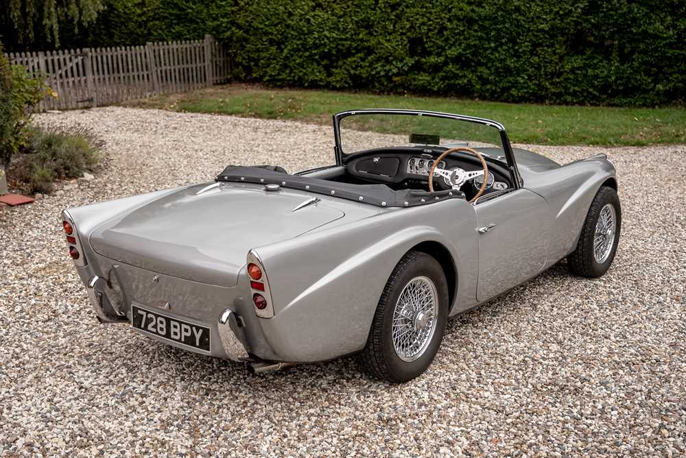 Lot 17 - 1962 Daimler Dart SP250 'B-Spec'