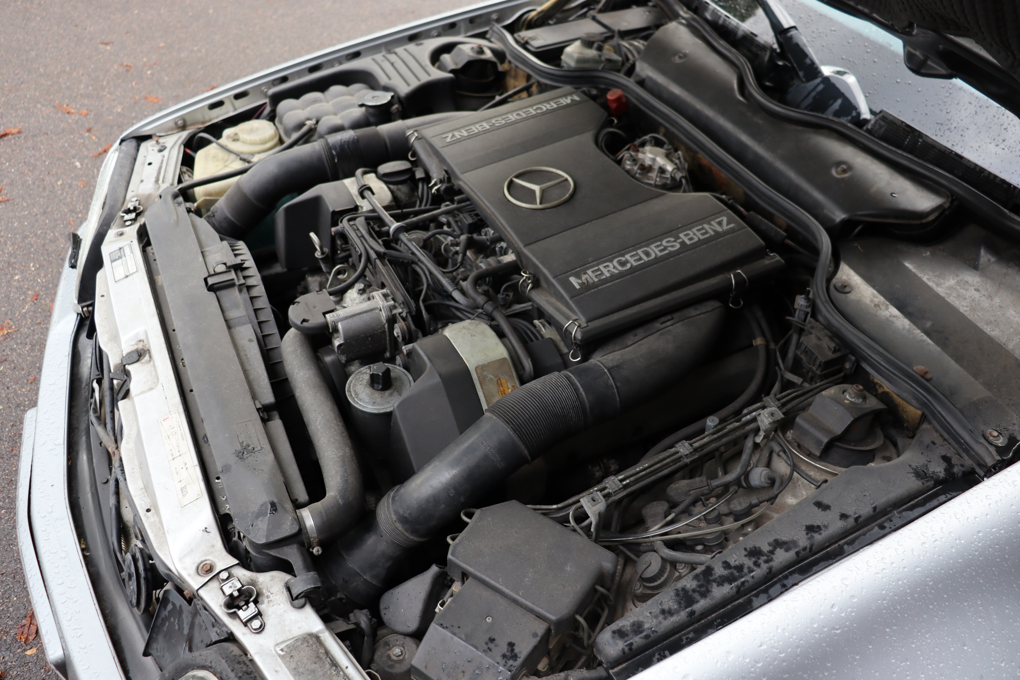 Lot 207 - 1991 Mercedes-Benz SL 500