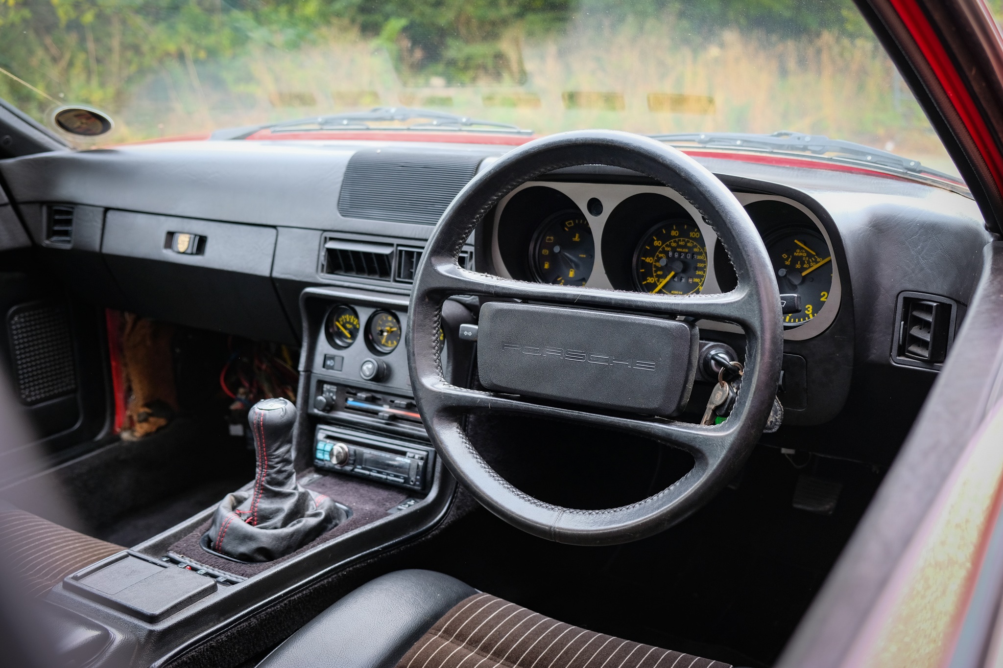 Lot 330 - 1984 Porsche 944