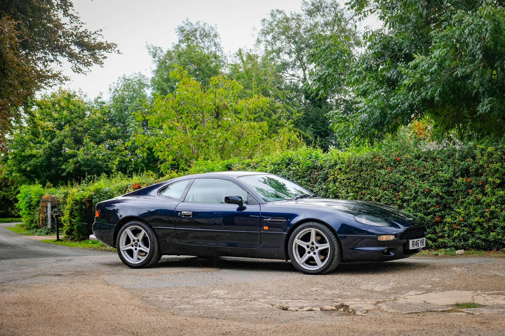 Lot 99 - 1997 Aston Martin DB7