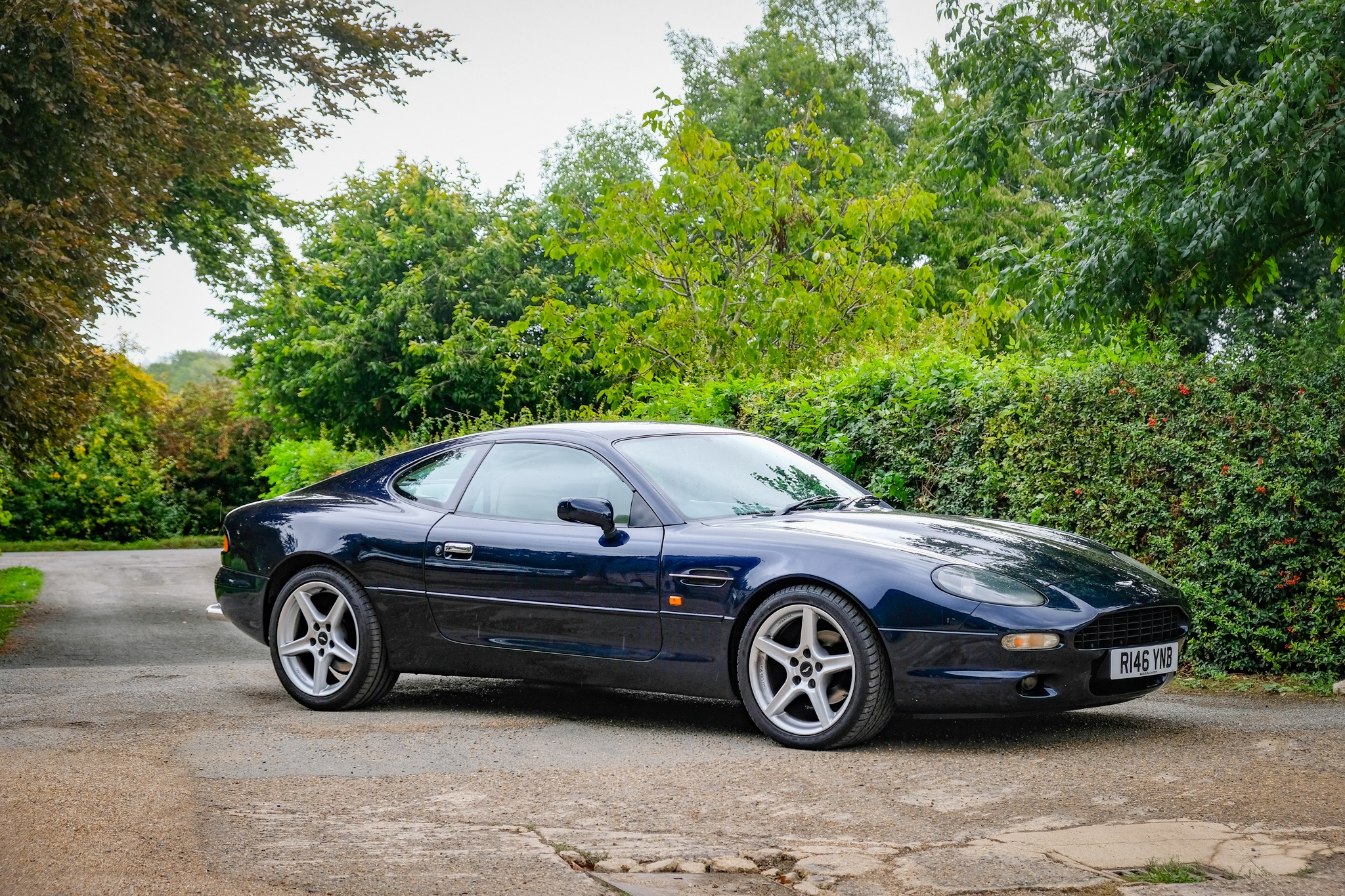 Lot 99 - 1997 Aston Martin DB7