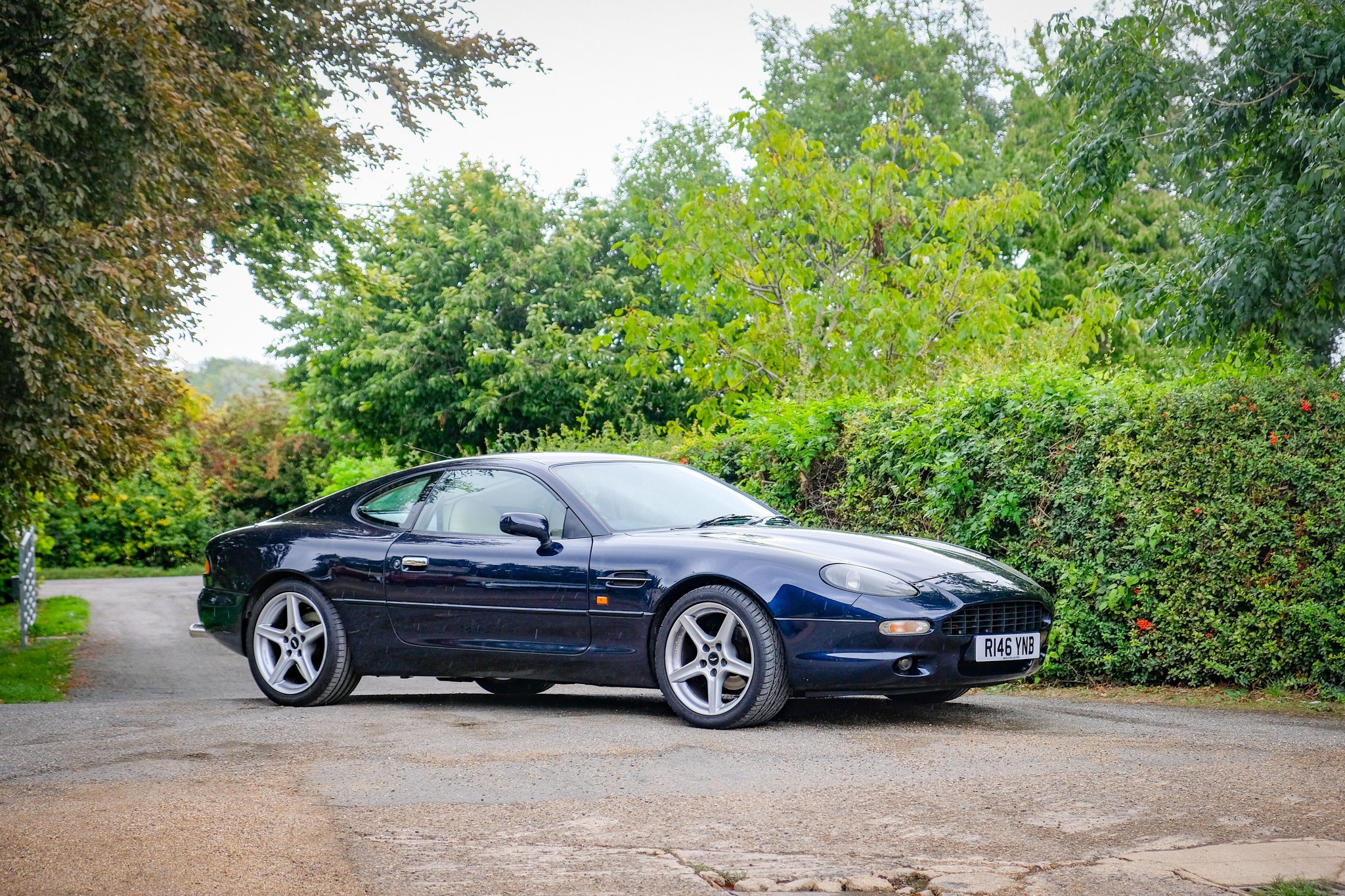 Lot 99 - 1997 Aston Martin DB7