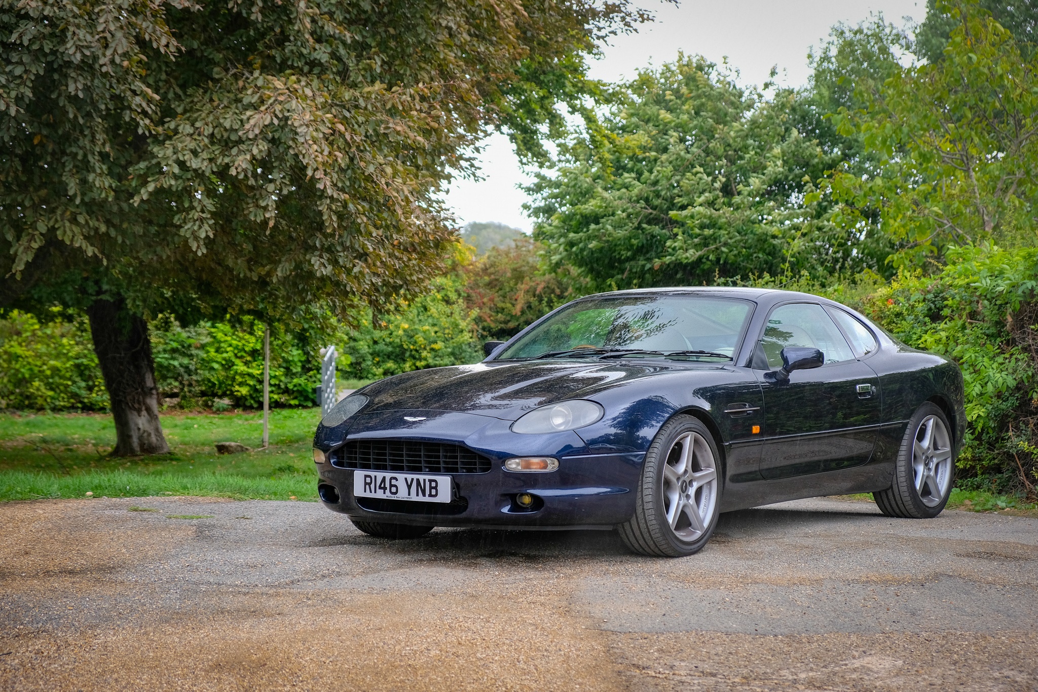 Lot 99 - 1997 Aston Martin DB7