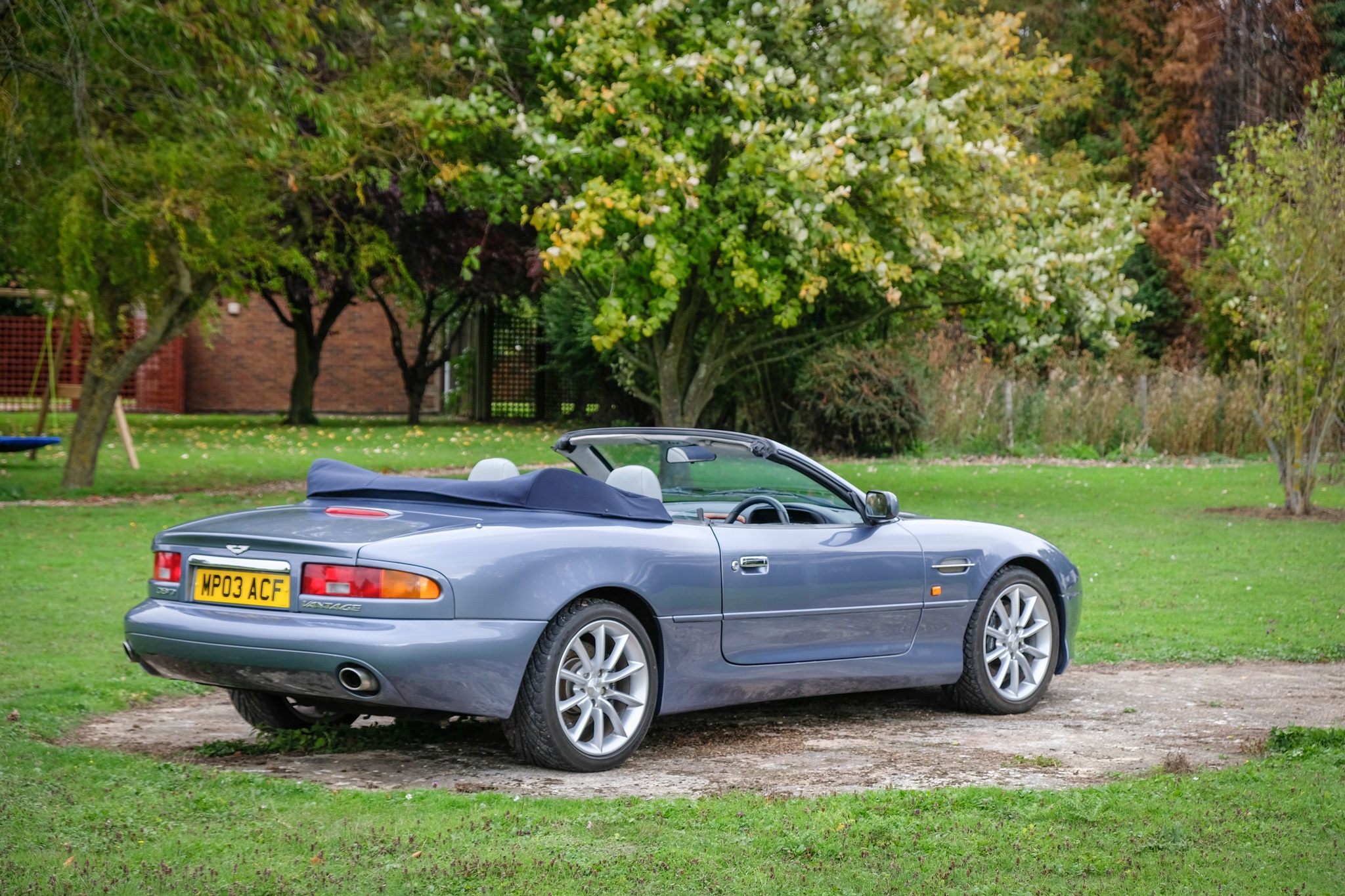 Lot 306 - 2003 Aston Martin DB7 Vantage Volante