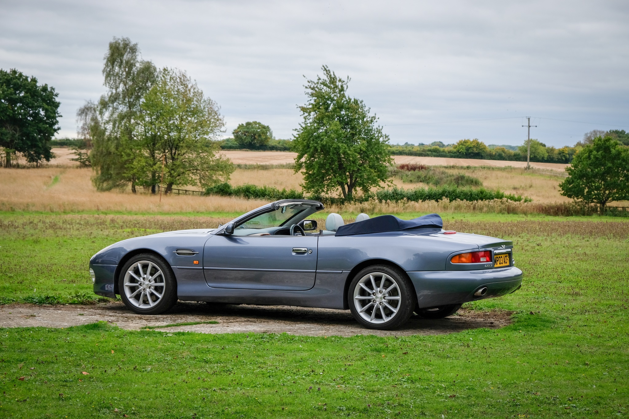Lot 306 - 2003 Aston Martin DB7 Vantage Volante