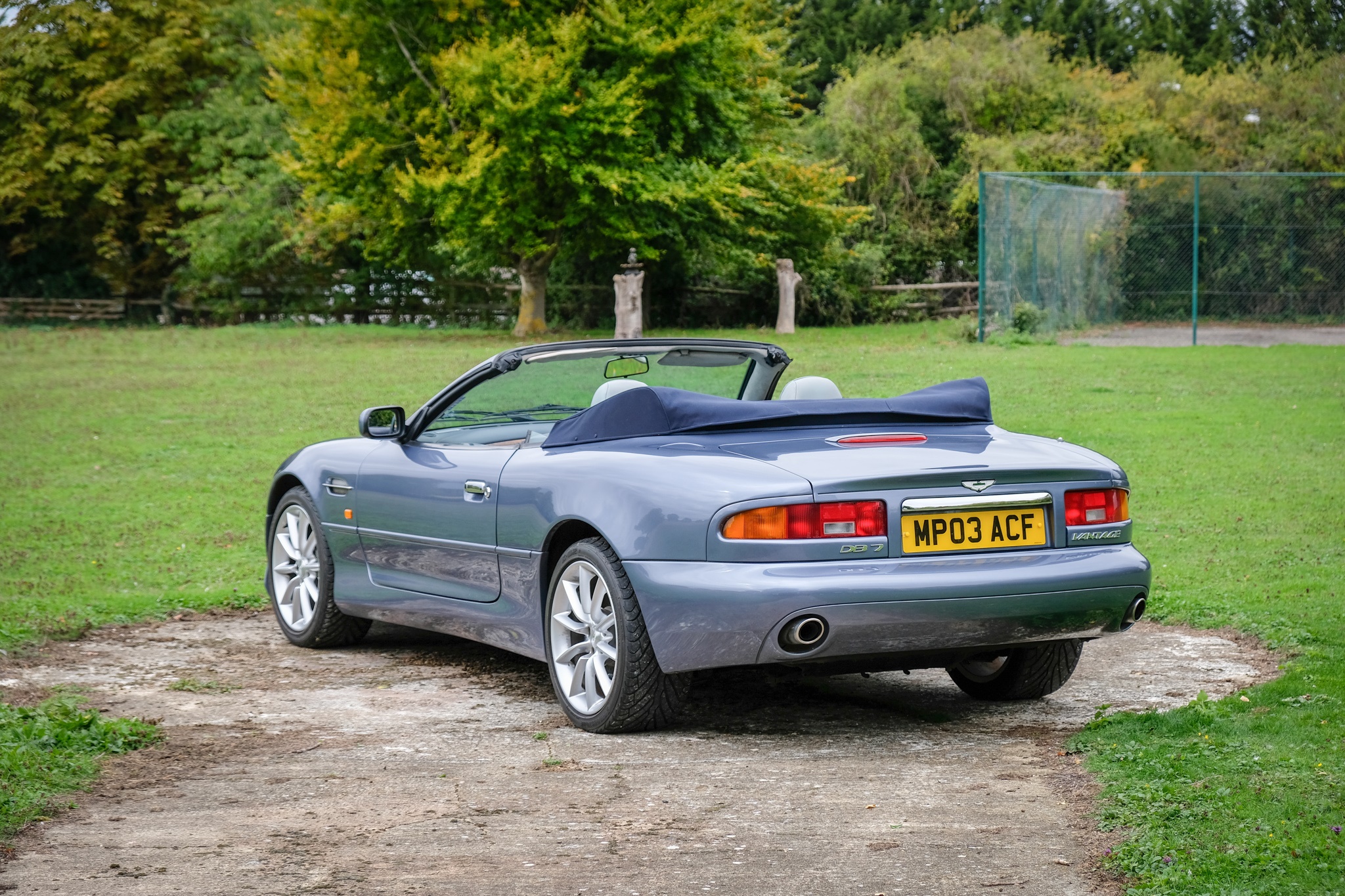 Lot 306 - 2003 Aston Martin DB7 Vantage Volante