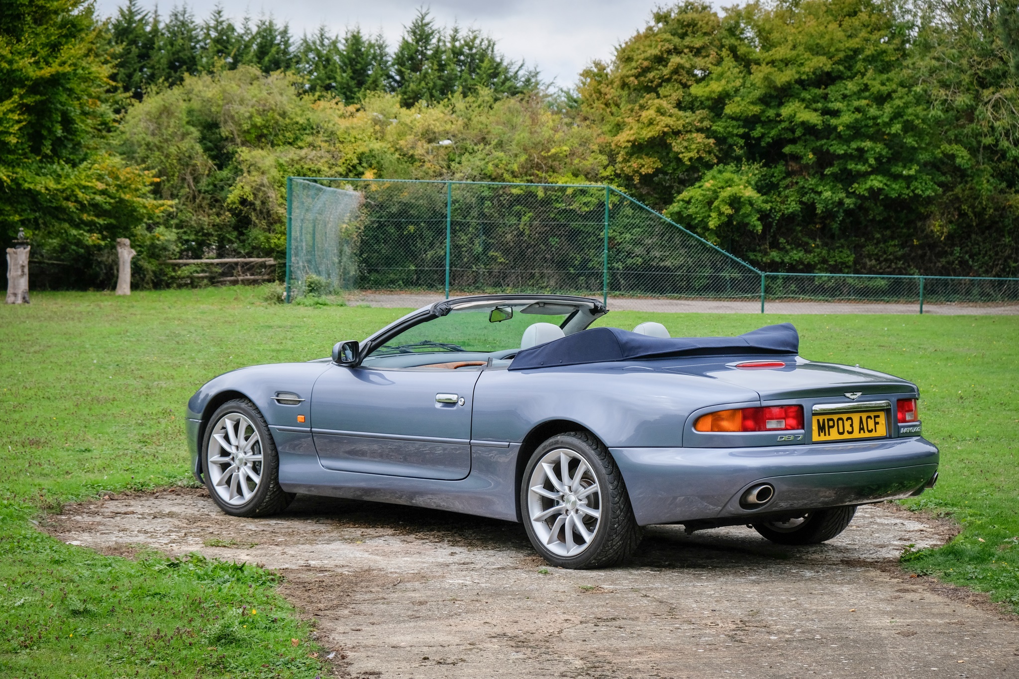 Lot 306 - 2003 Aston Martin DB7 Vantage Volante