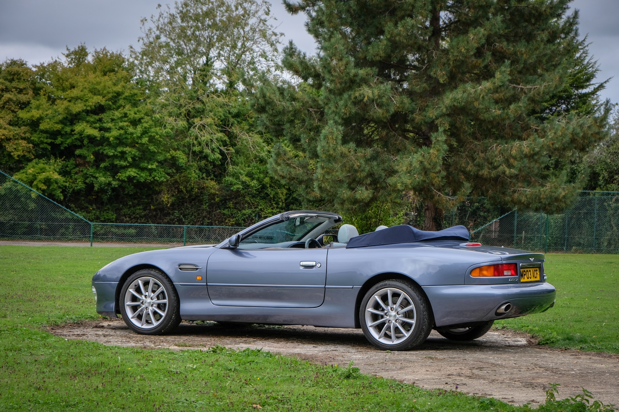 Lot 306 - 2003 Aston Martin DB7 Vantage Volante