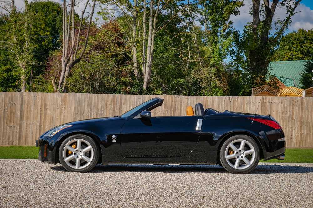 Lot 304 - 2005 Nissan 350z Convertible