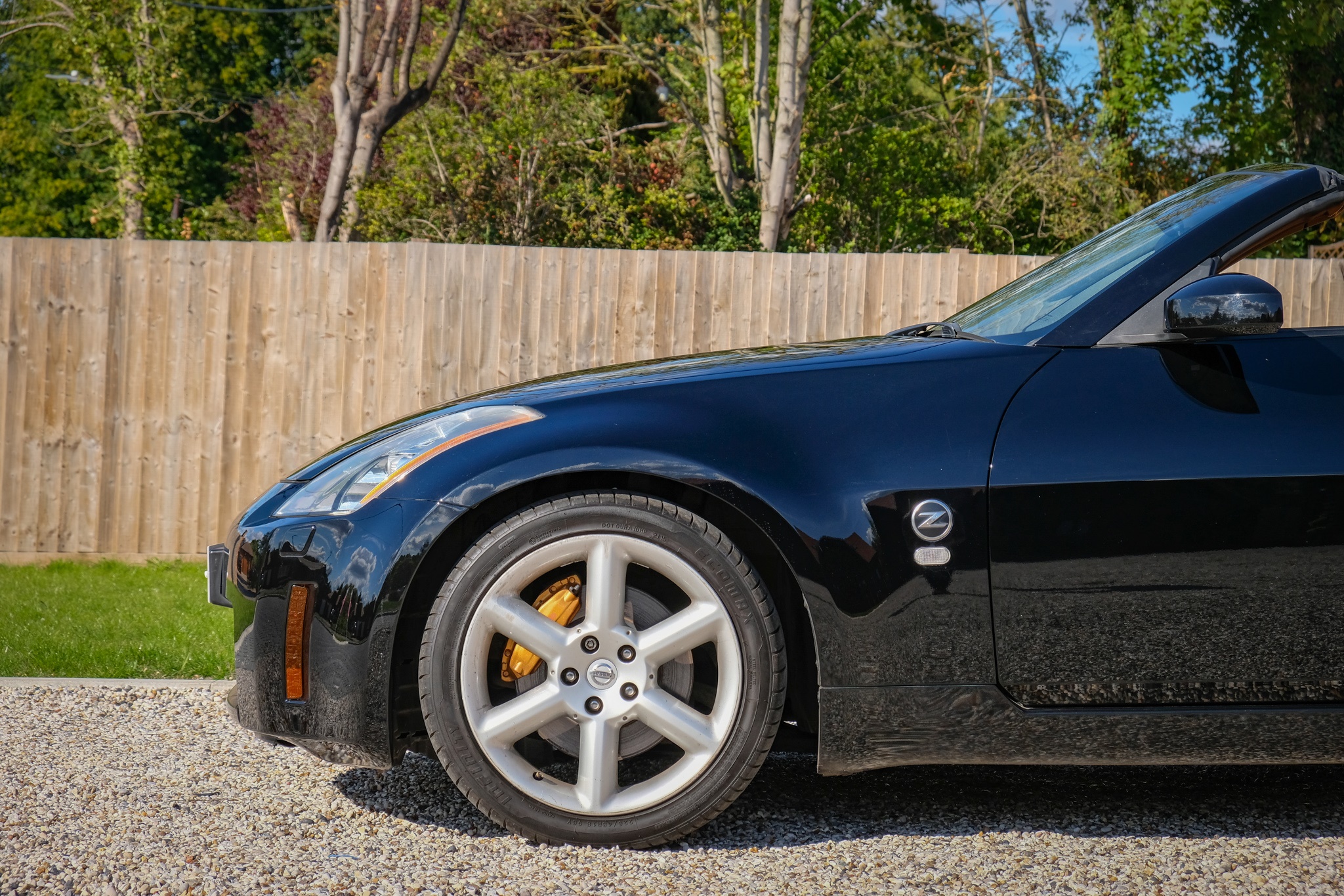 Lot 304 - 2005 Nissan 350z Convertible
