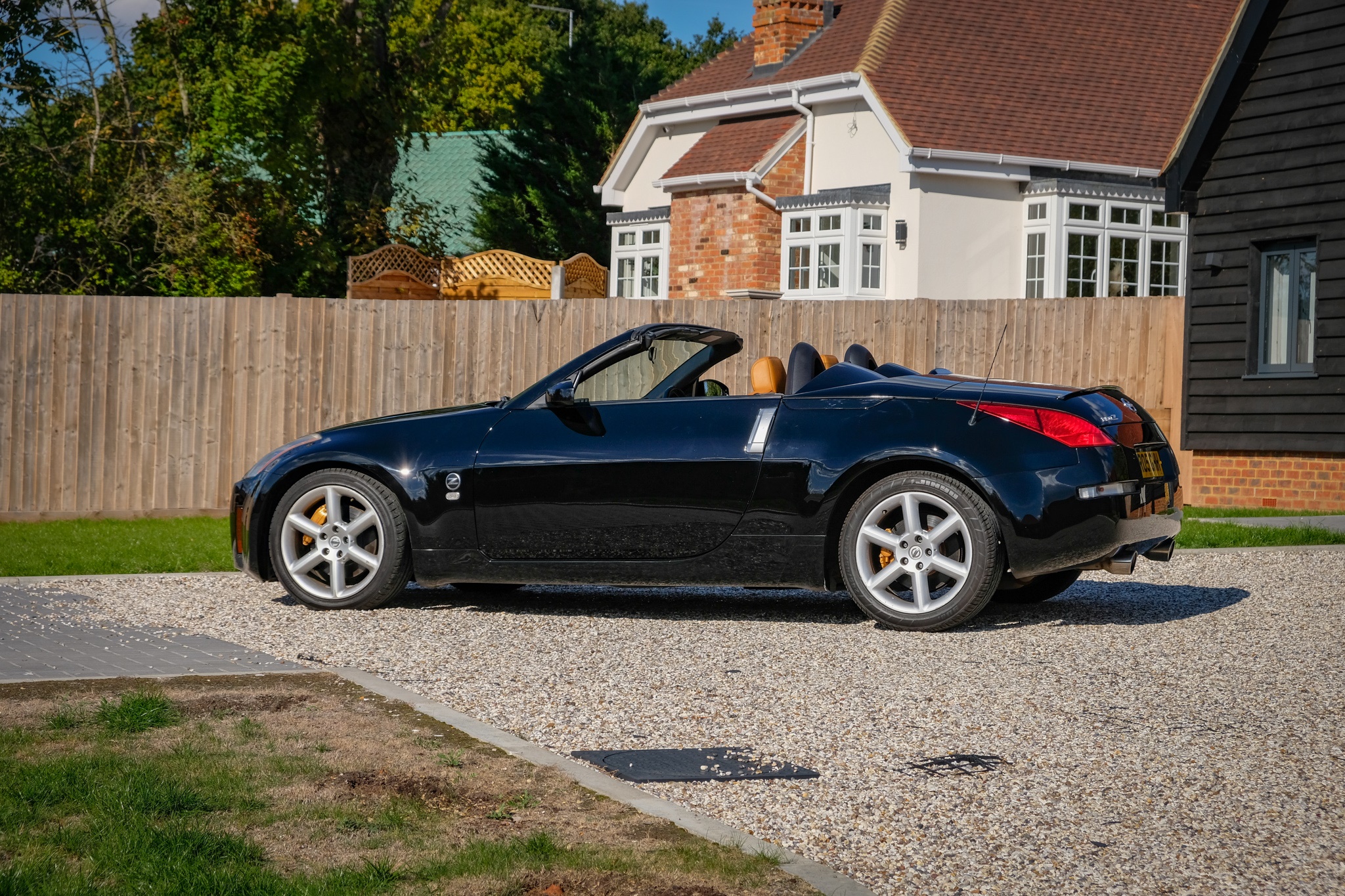 Lot 304 - 2005 Nissan 350z Convertible