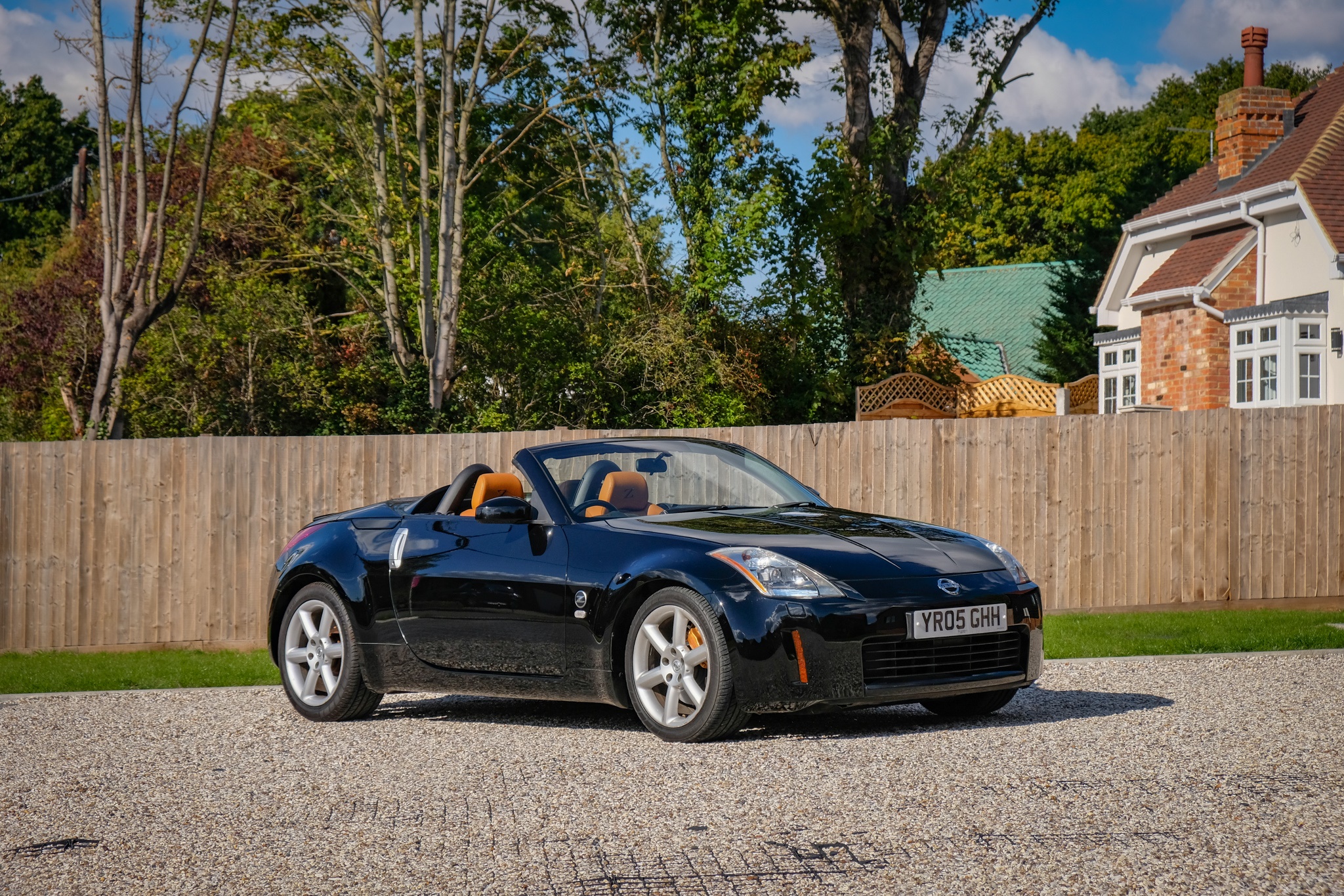Lot 304 - 2005 Nissan 350z Convertible