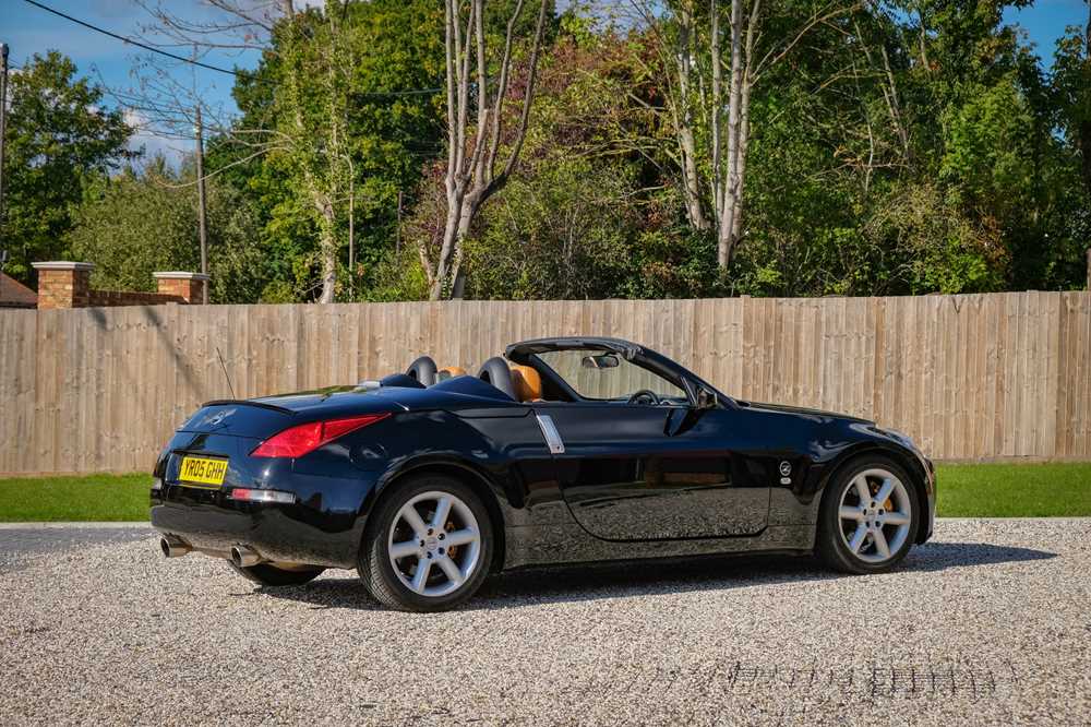 Lot 304 - 2005 Nissan 350z Convertible