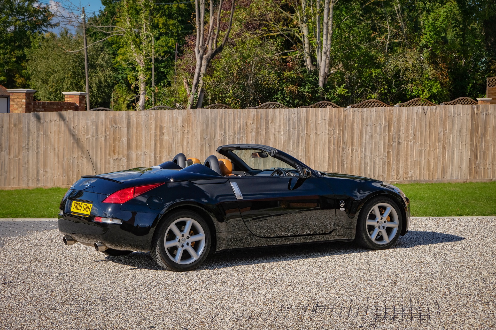 Lot 304 - 2005 Nissan 350z Convertible