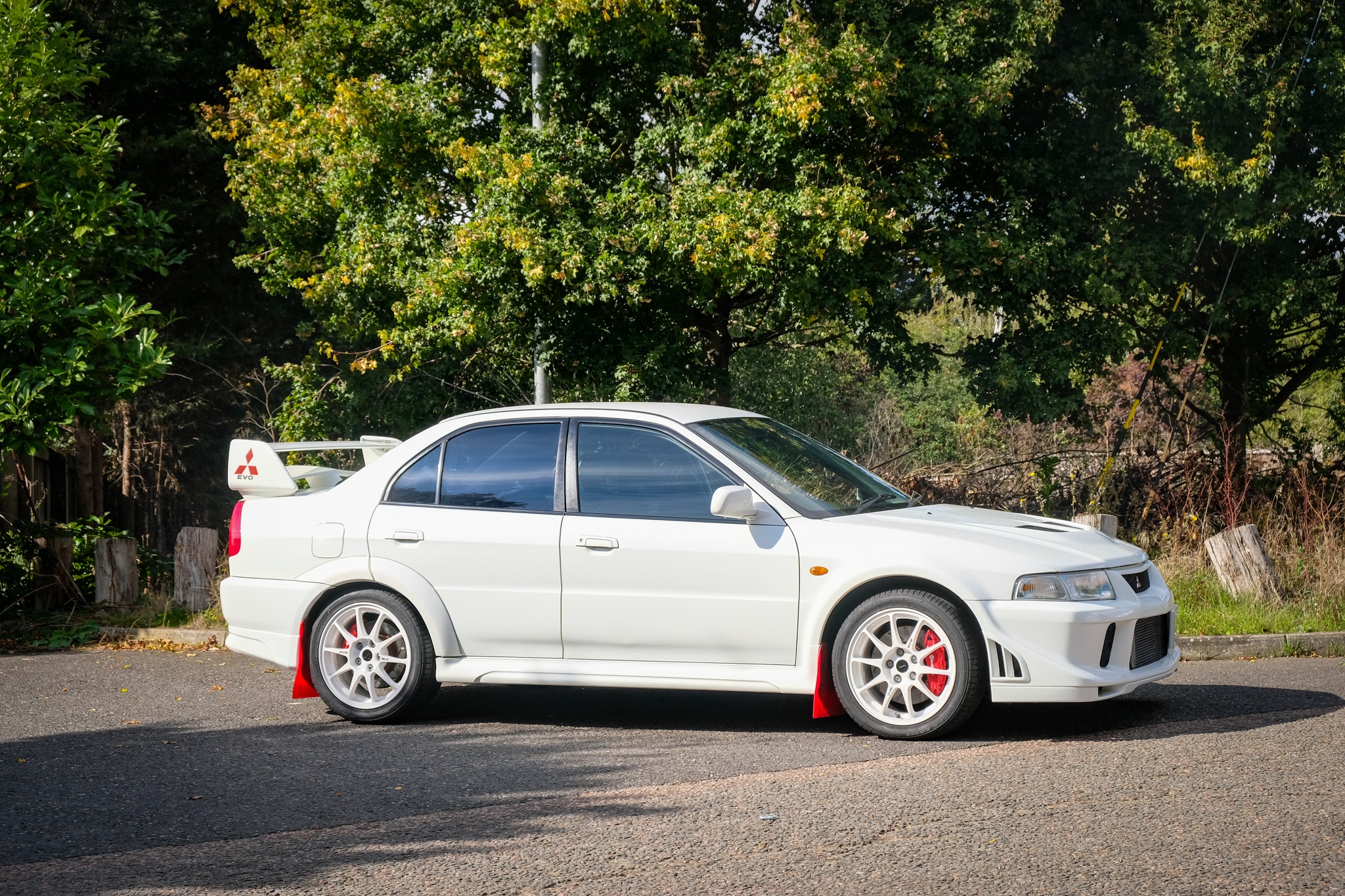 Lot 331 - 2000 Mitsubishi Lancer Evo VI Tommi Makinen