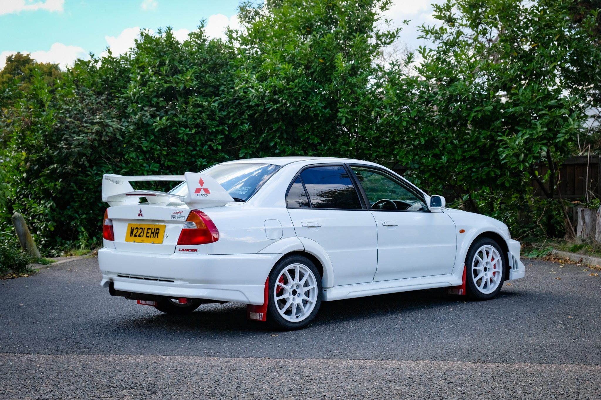 Lot 331 - 2000 Mitsubishi Lancer Evo VI Tommi Makinen