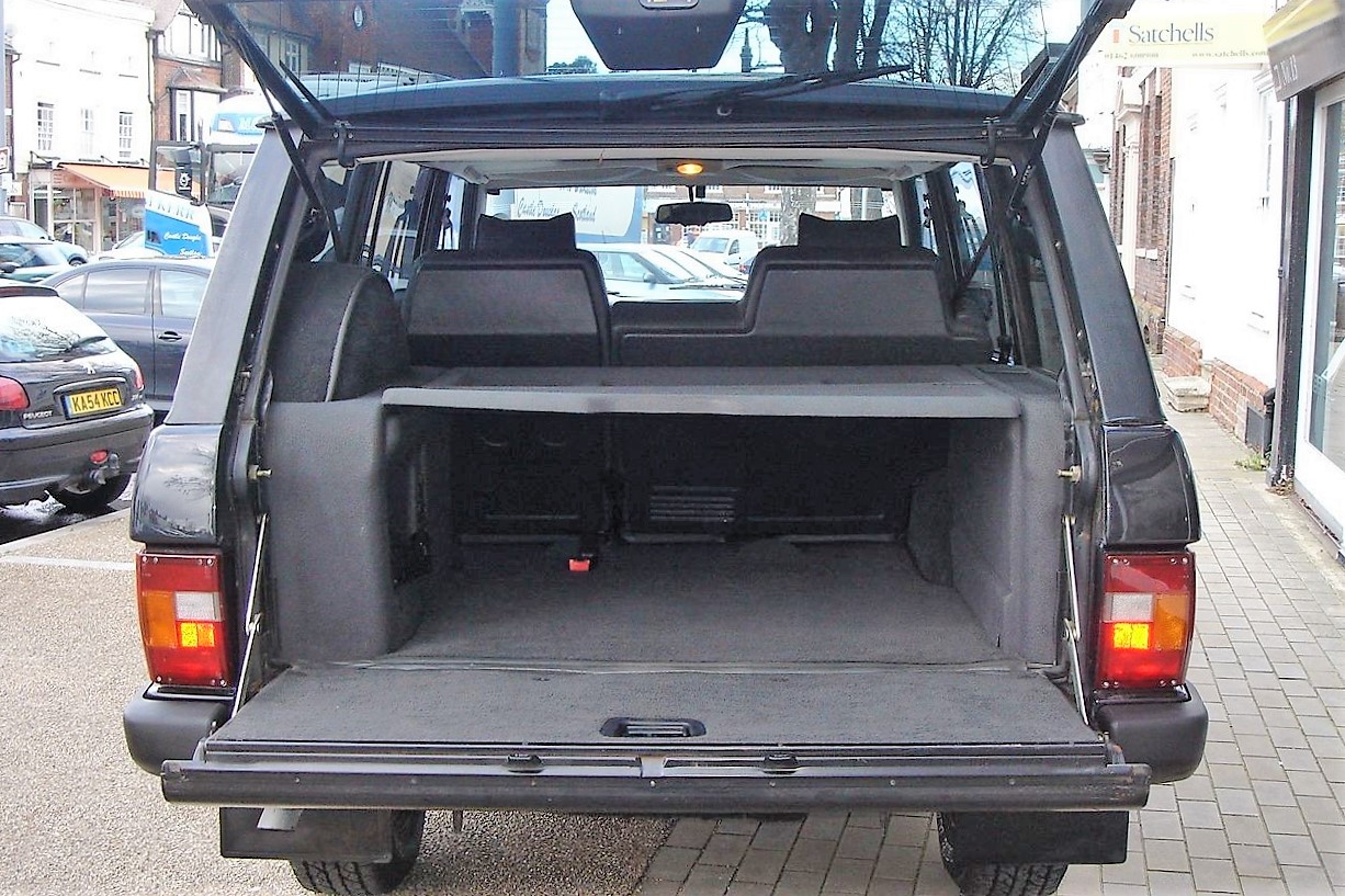 Lot 233 - 1994 Range Rover Classic LWB 4.2 LSE