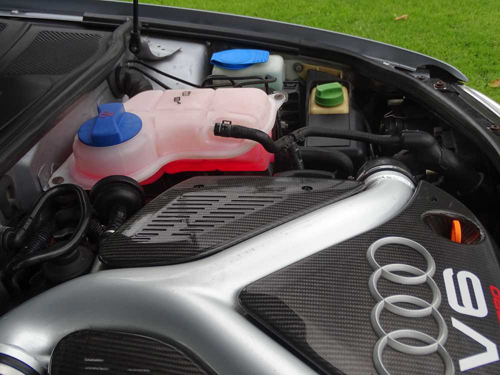 Lot 343 - 2000 Audi RS4 Avant
