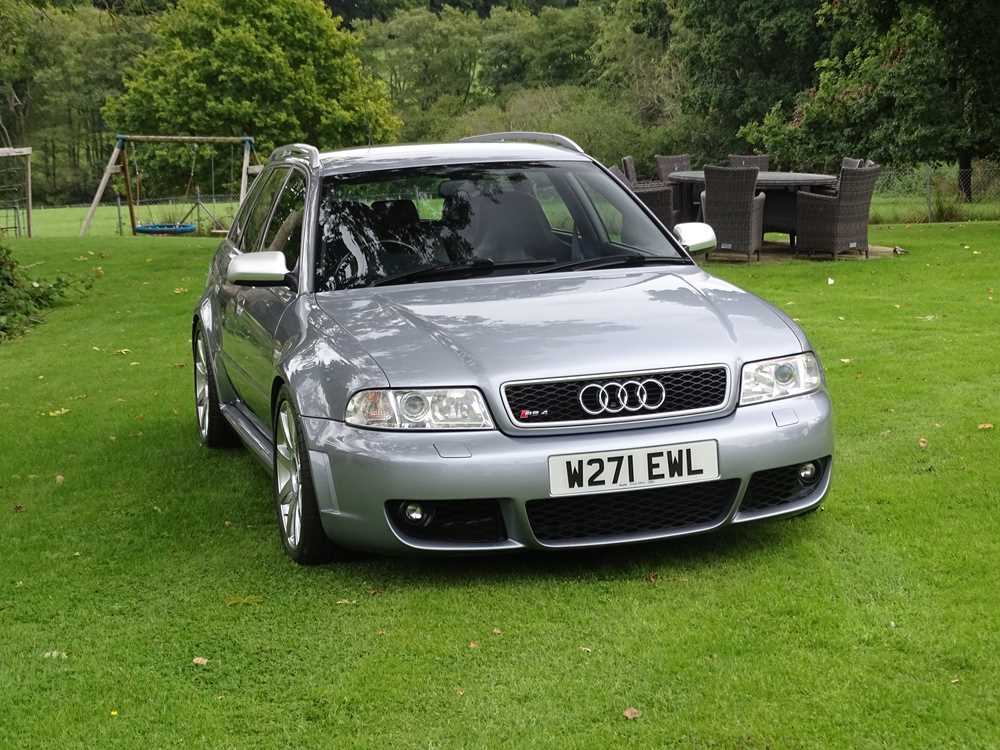 Lot 343 - 2000 Audi RS4 Avant