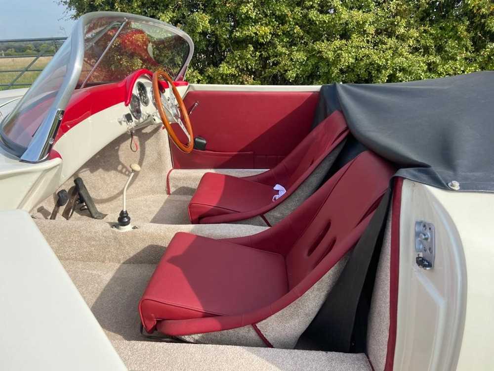 Lot 69 - 1996 Pilgrim Speedster