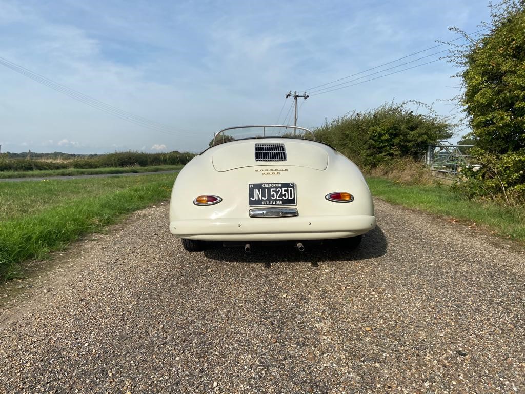 Lot 69 - 1996 Pilgrim Speedster