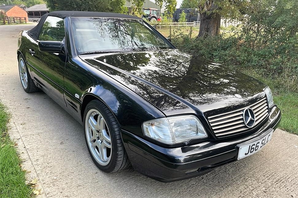 Lot 234 - 1998 Mercedes-Benz SL 320