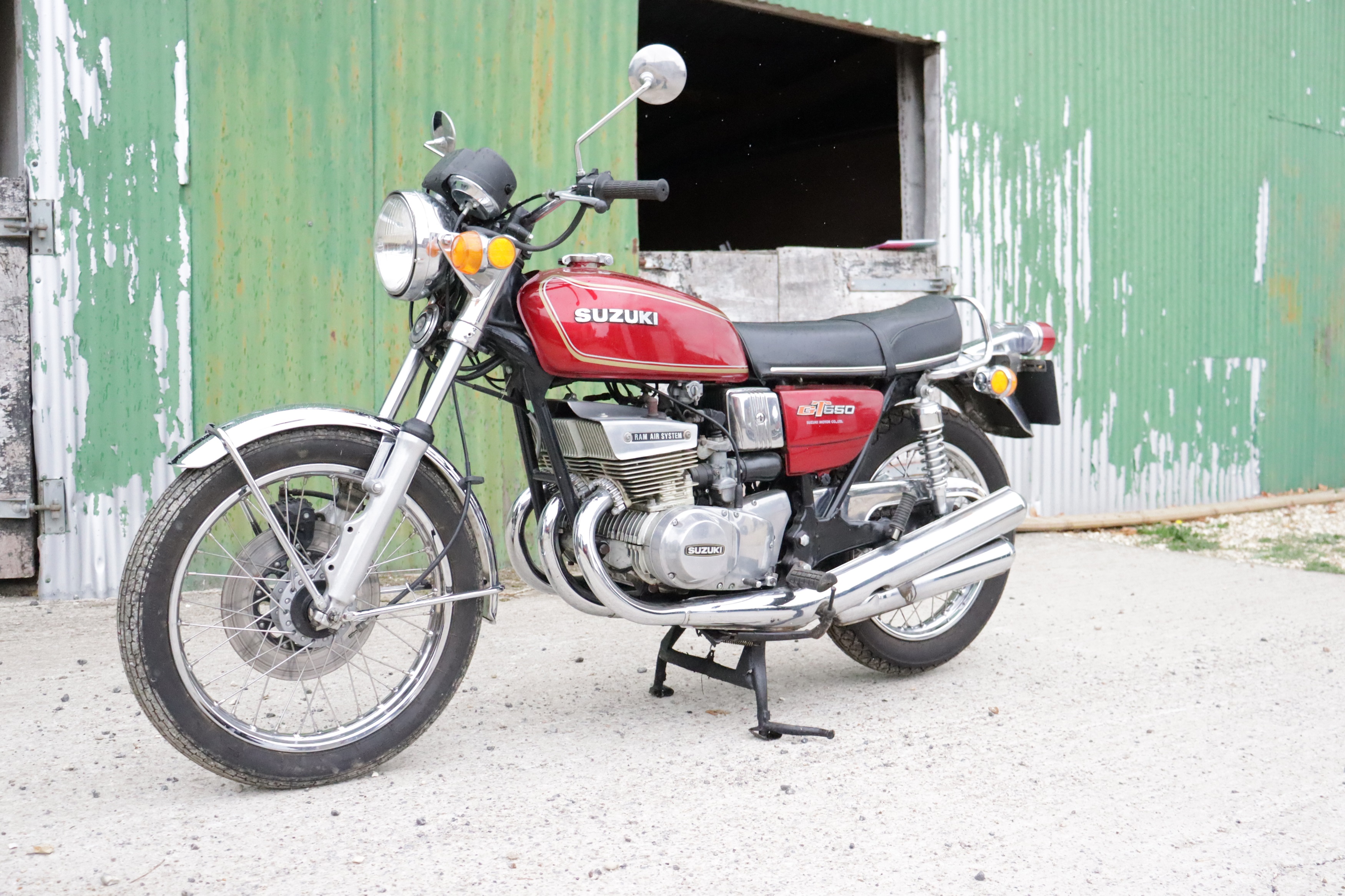 Lot 228 - 1976 Suzuki GT 550