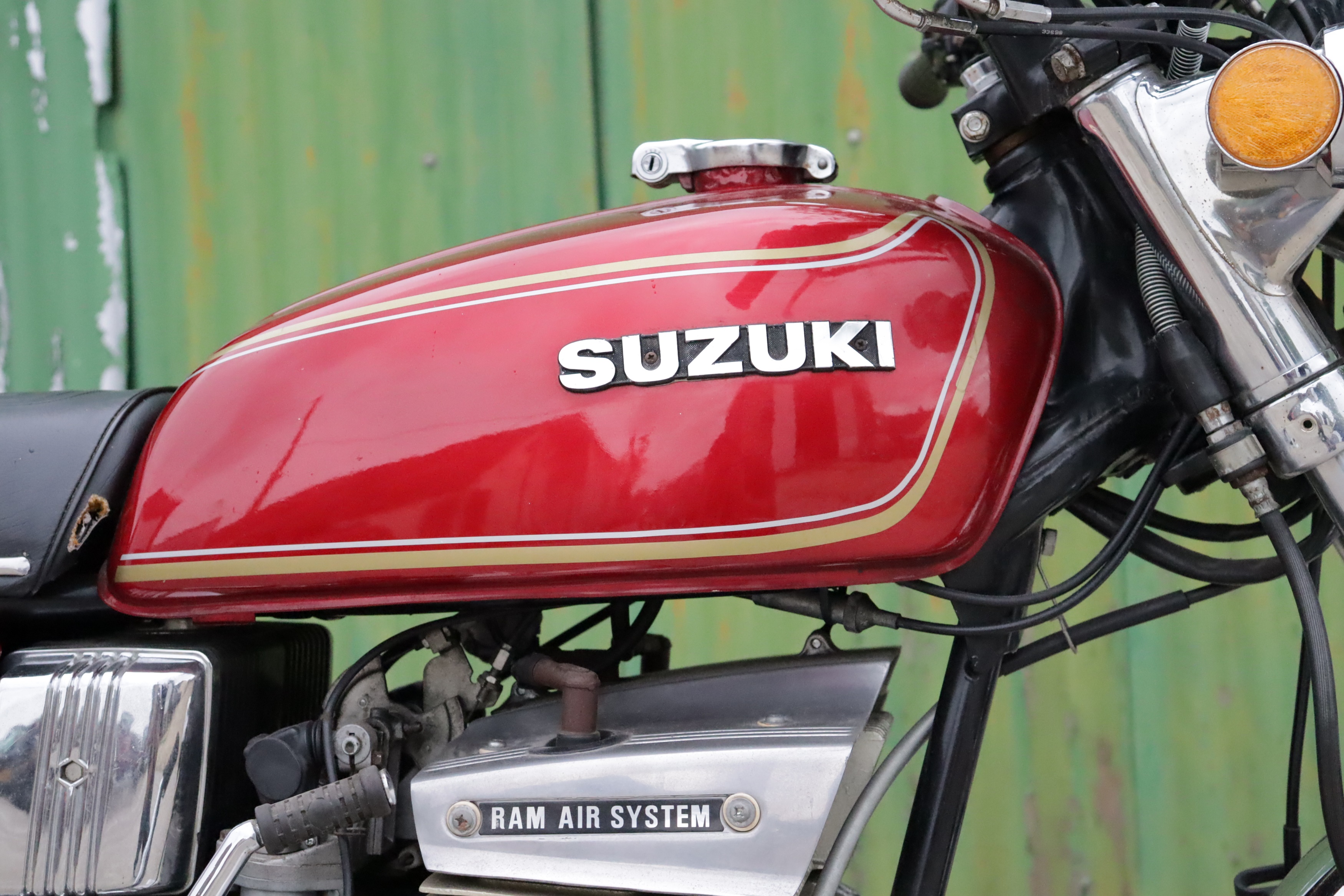 Lot 228 - 1976 Suzuki GT 550