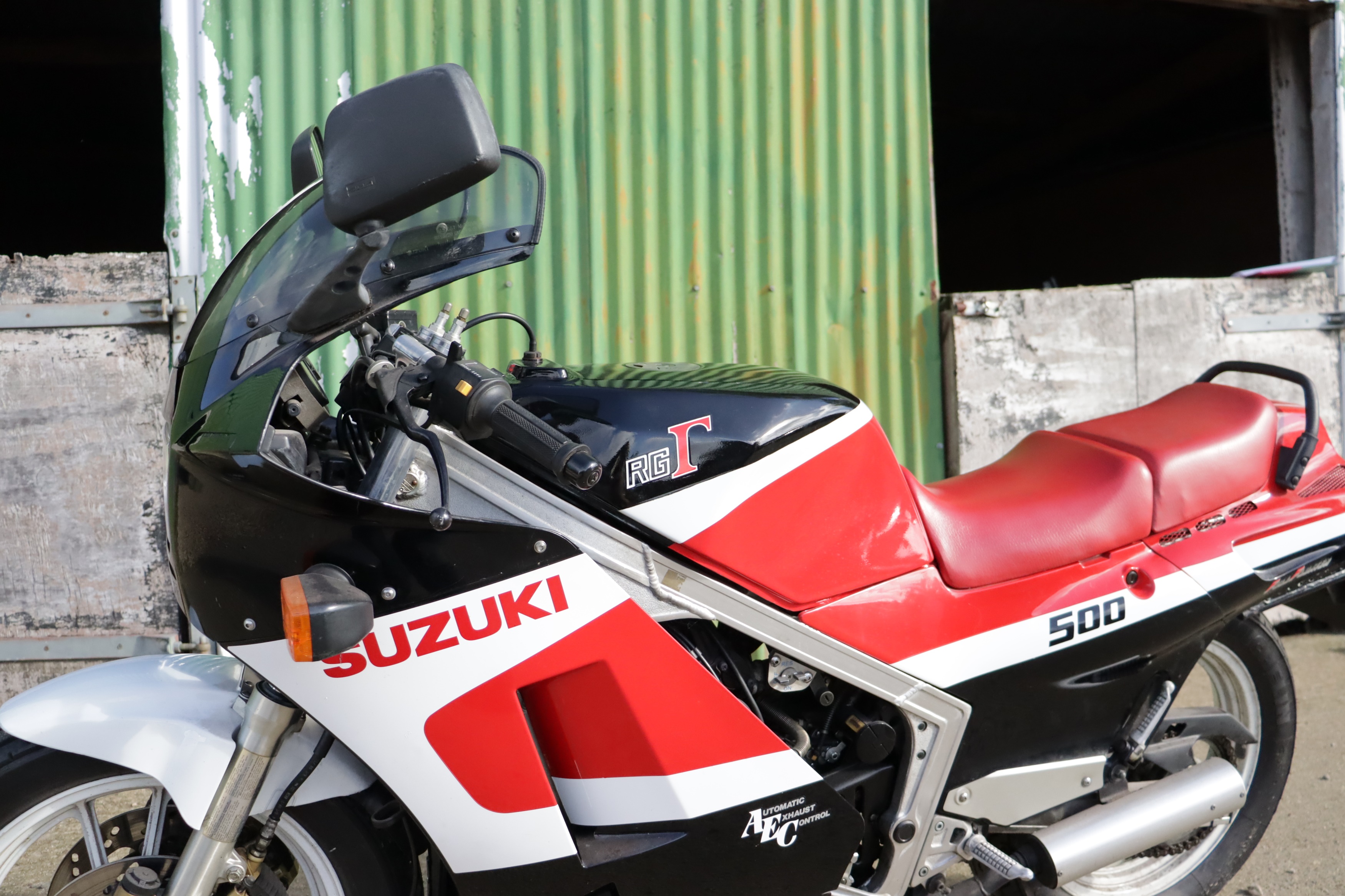 Lot 203 - 1987 Suzuki RG 500 H
