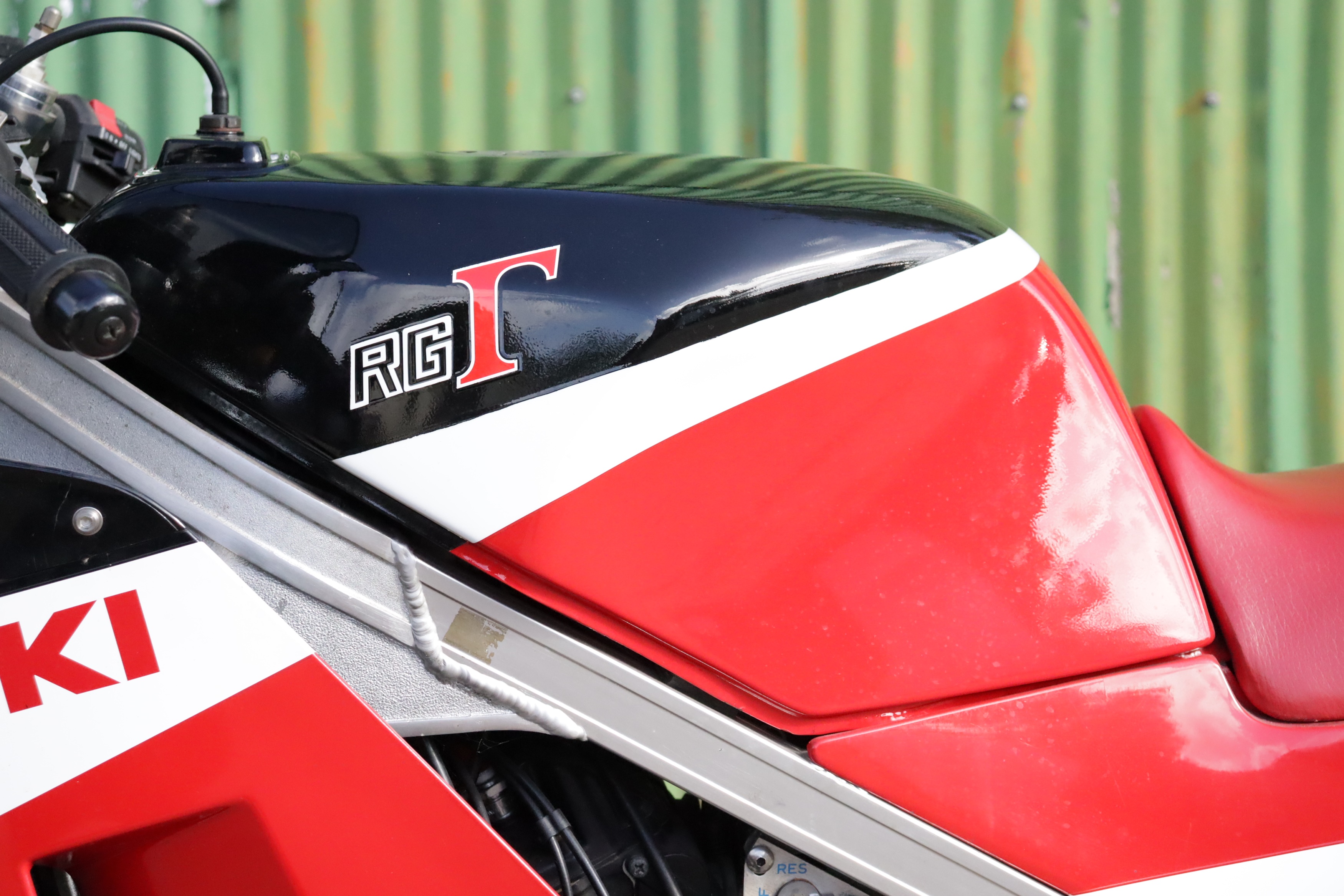 Lot 203 - 1987 Suzuki RG 500 H