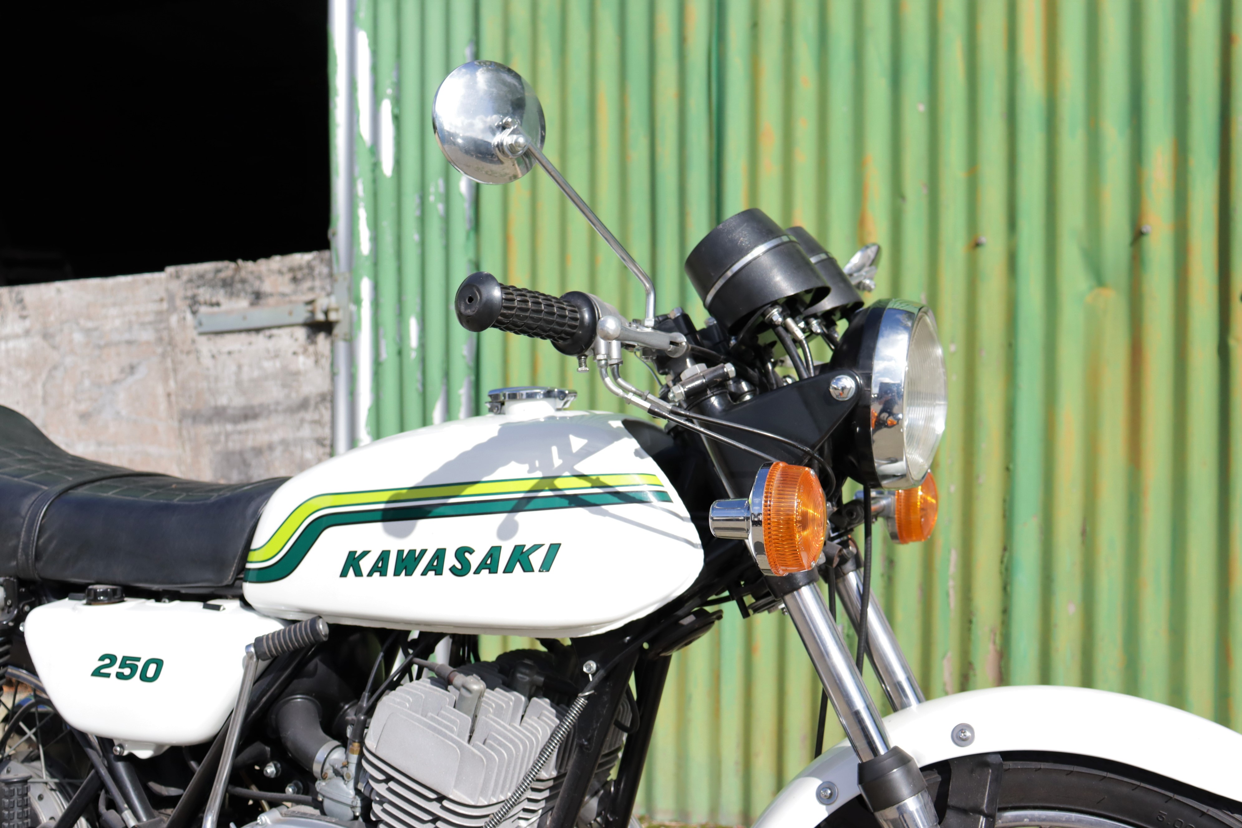 Lot 311 - 1972 Kawasaki KH 250 S1