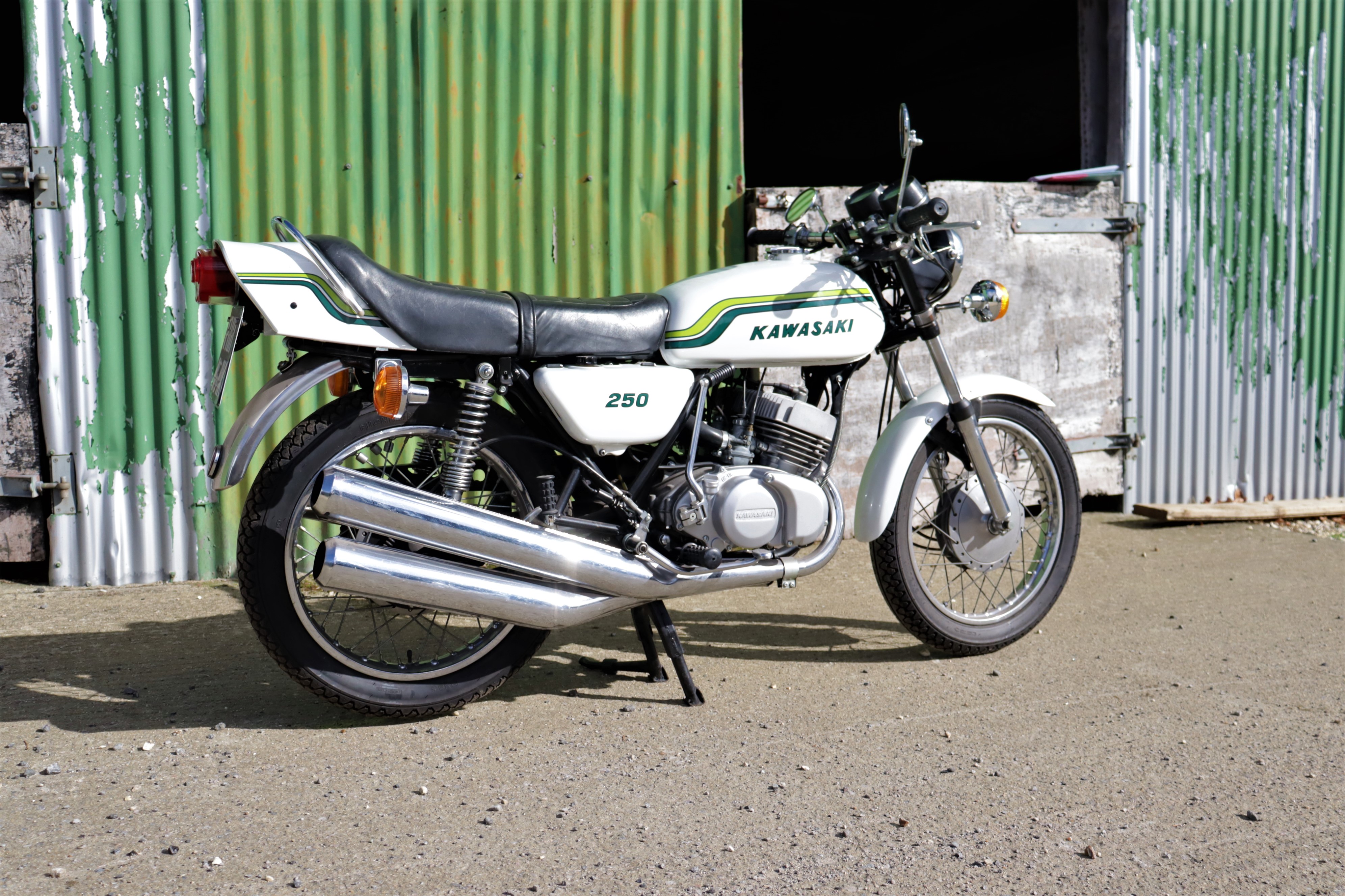 Lot 311 - 1972 Kawasaki KH 250 S1