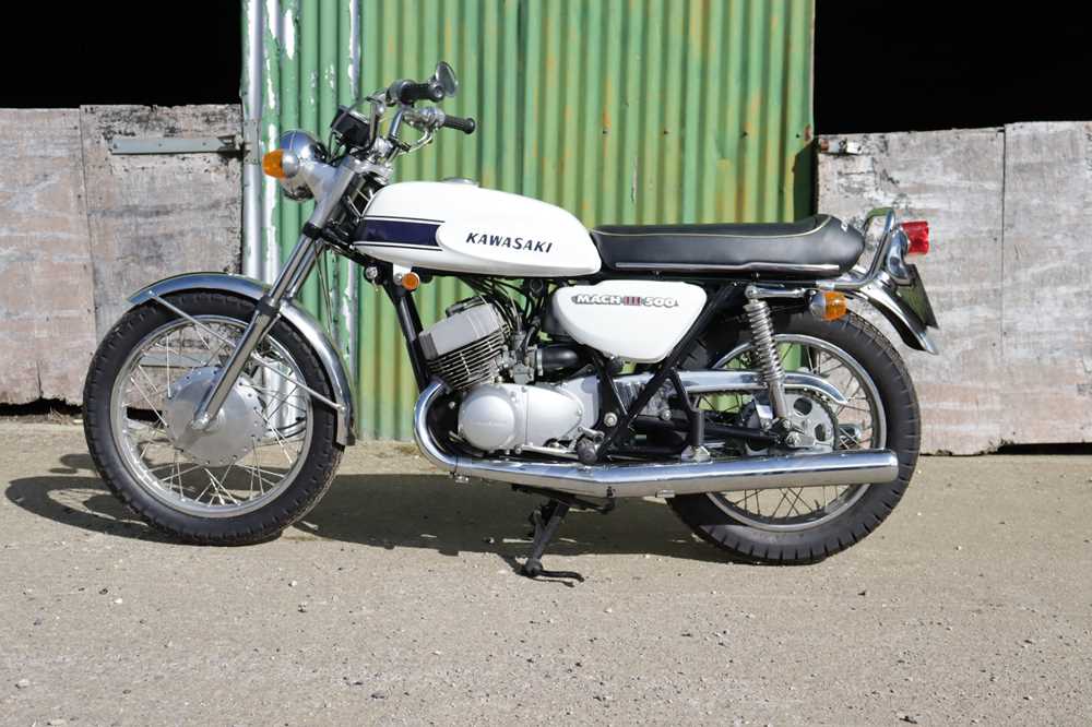 Lot 266 - 1968 Kawasaki 500 H1 Mach III