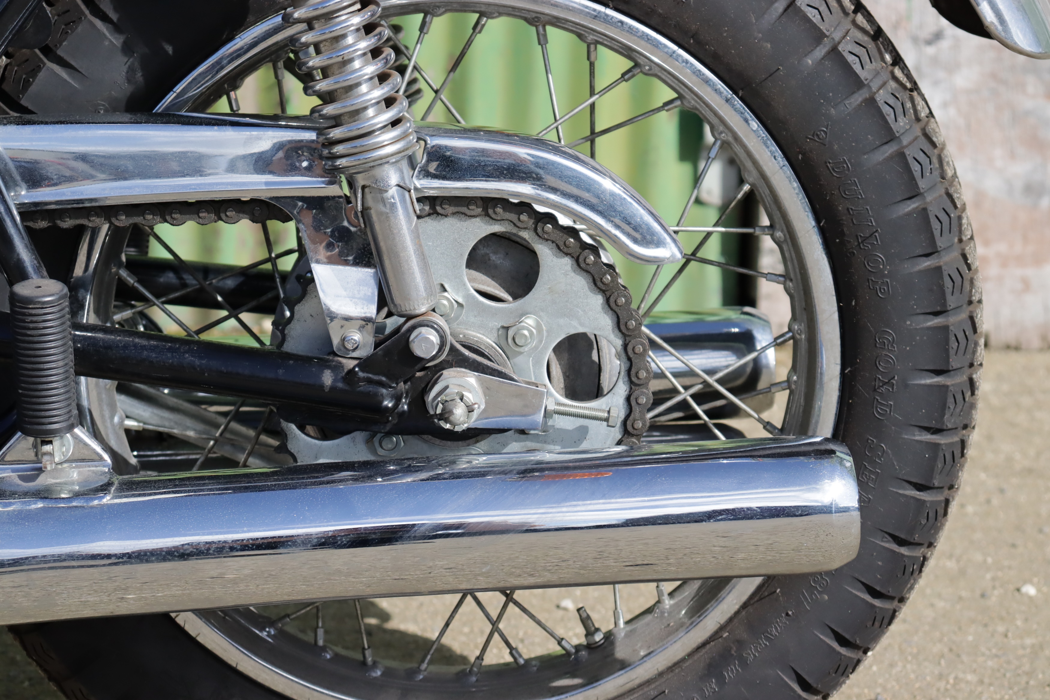 Lot 266 - 1968 Kawasaki 500 H1 Mach III