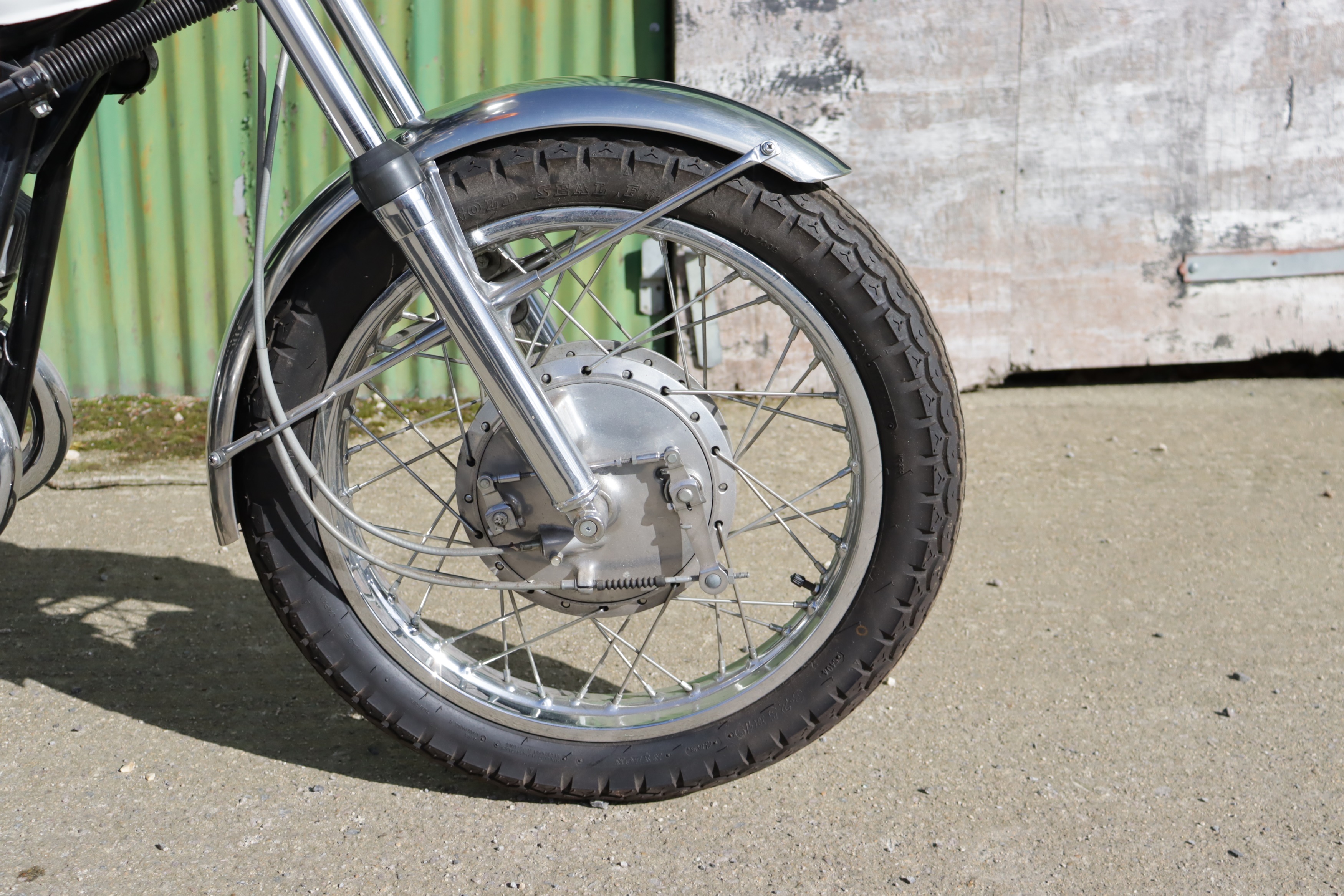 Lot 266 - 1968 Kawasaki 500 H1 Mach III