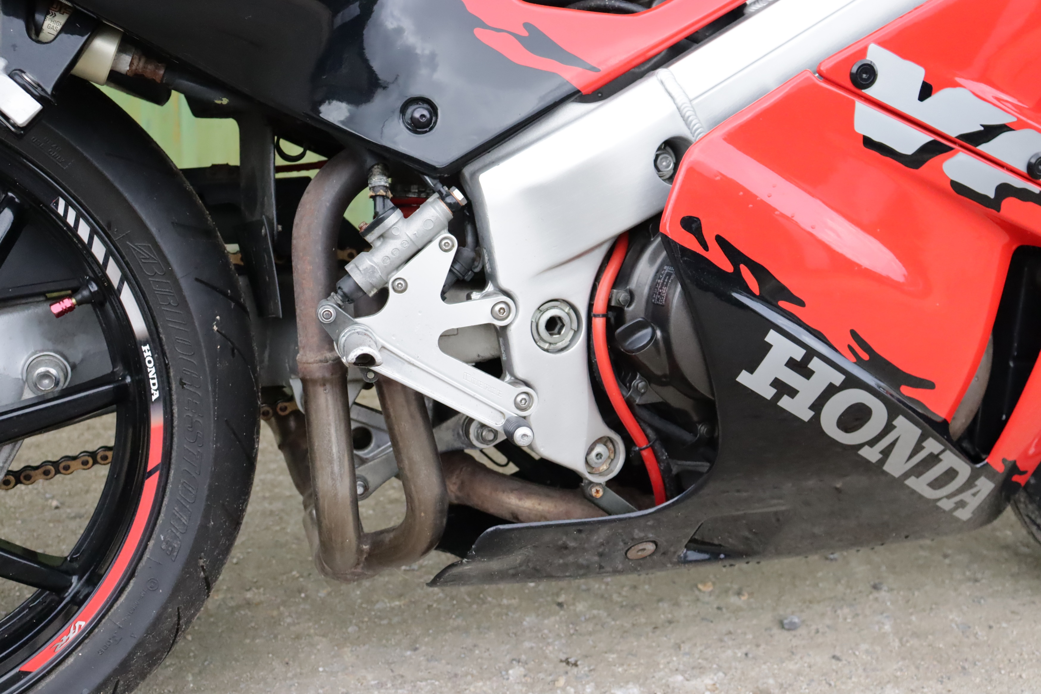 Lot 225 - 1995 Honda VFR 400R