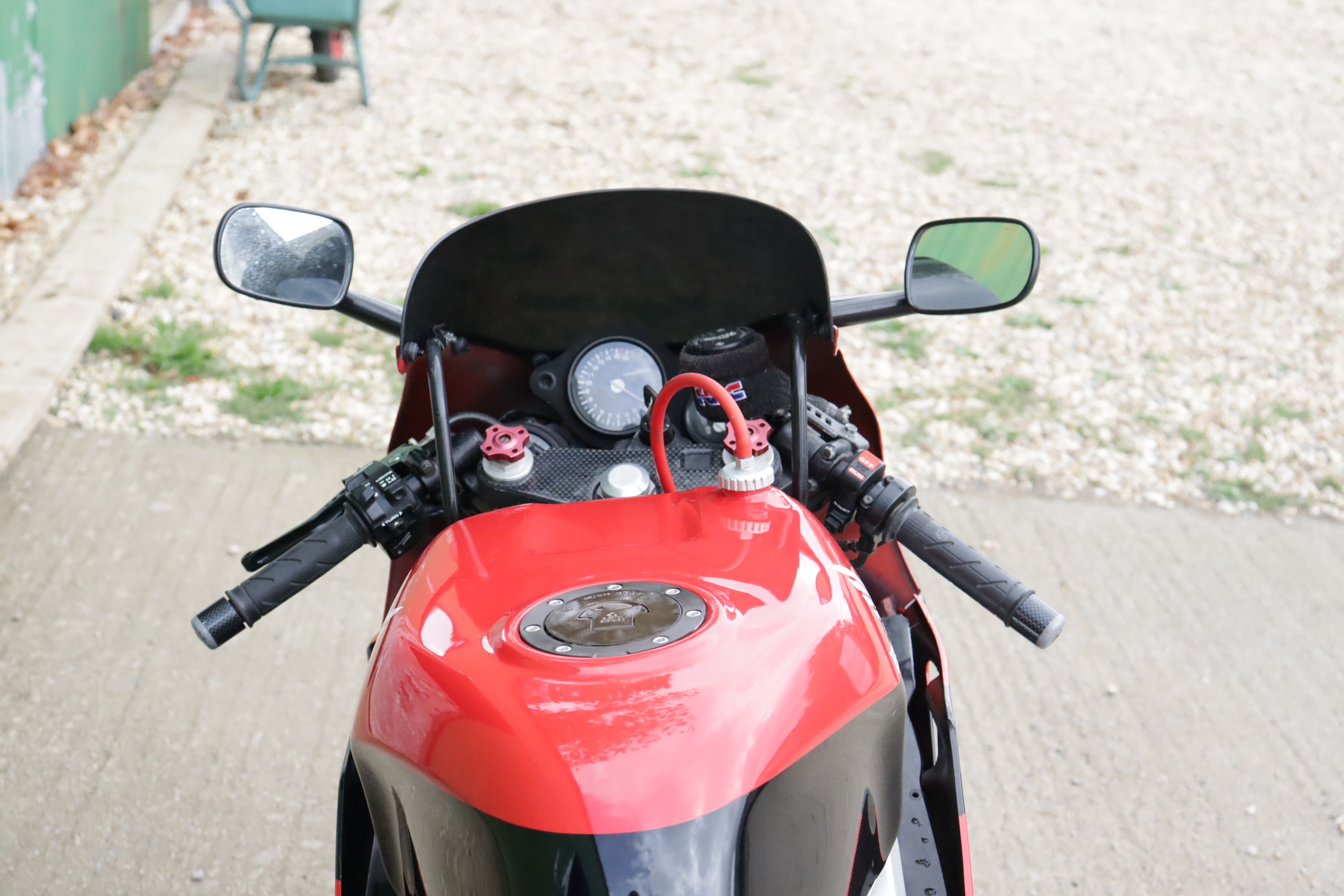 Lot 225 - 1995 Honda VFR 400R