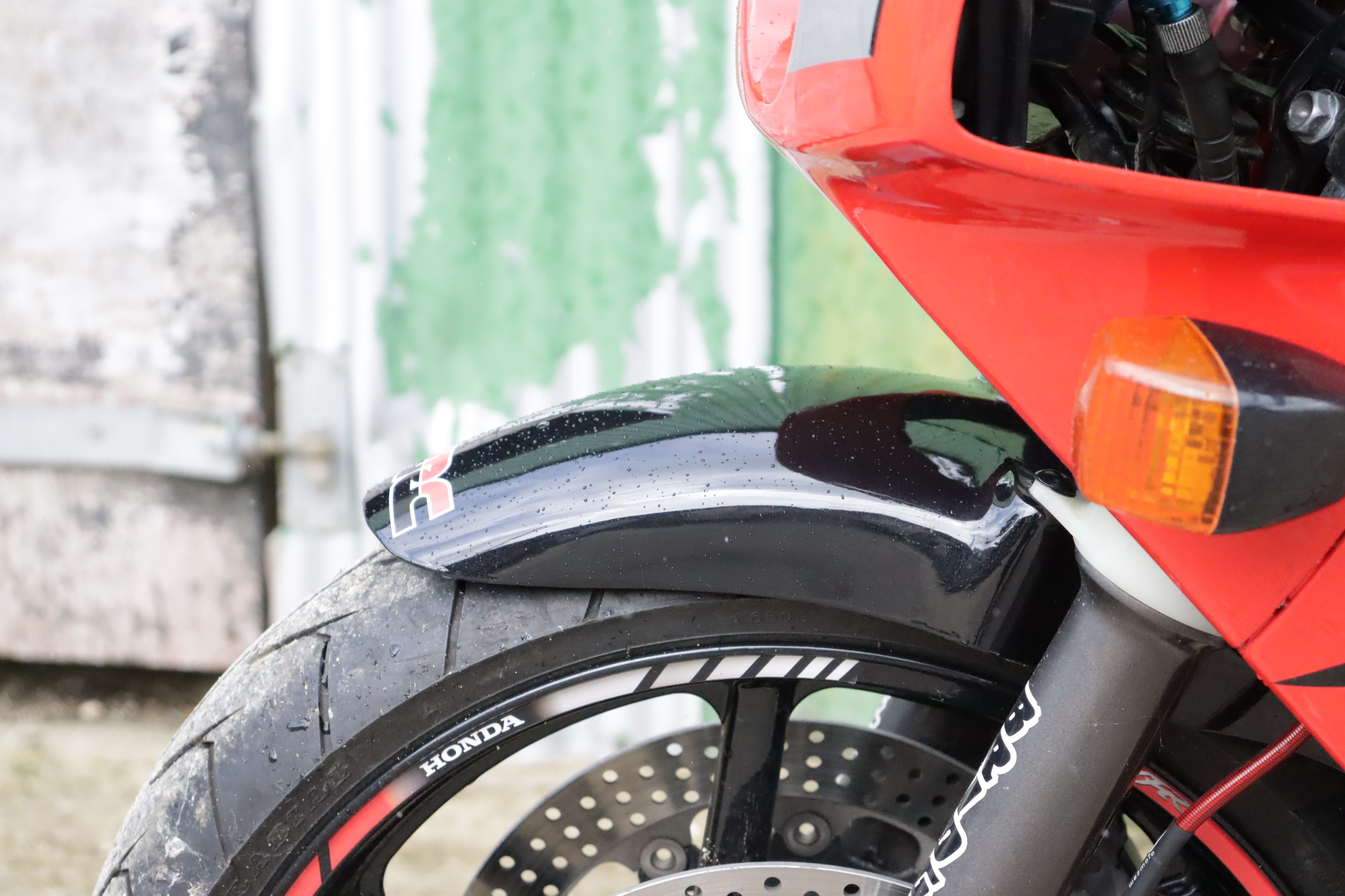 Lot 225 - 1995 Honda VFR 400R