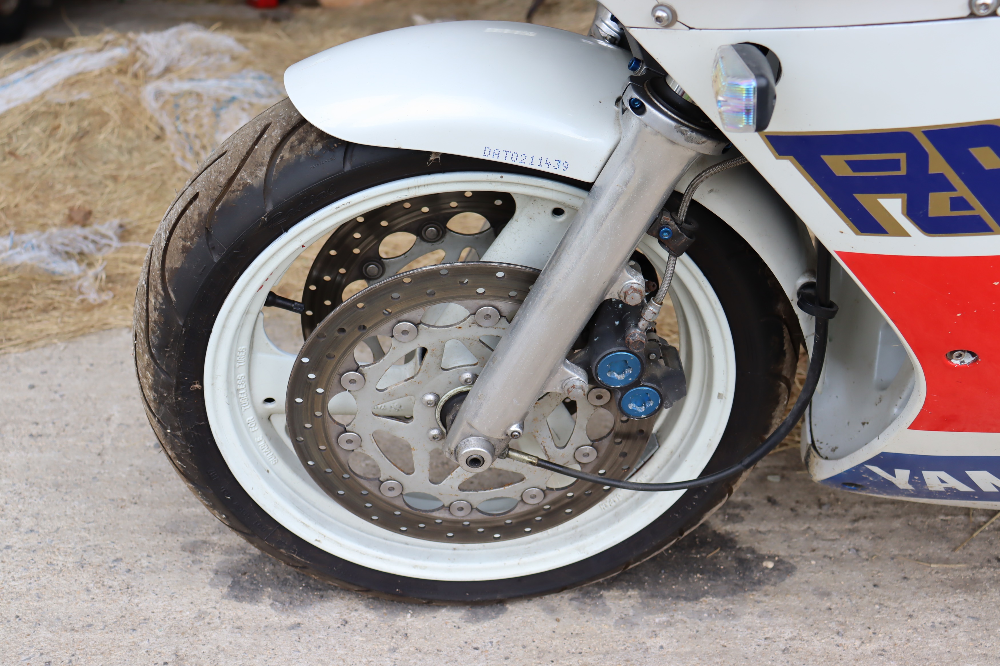 Lot 298 - 1997 Yamaha FZR 1000 EXUP