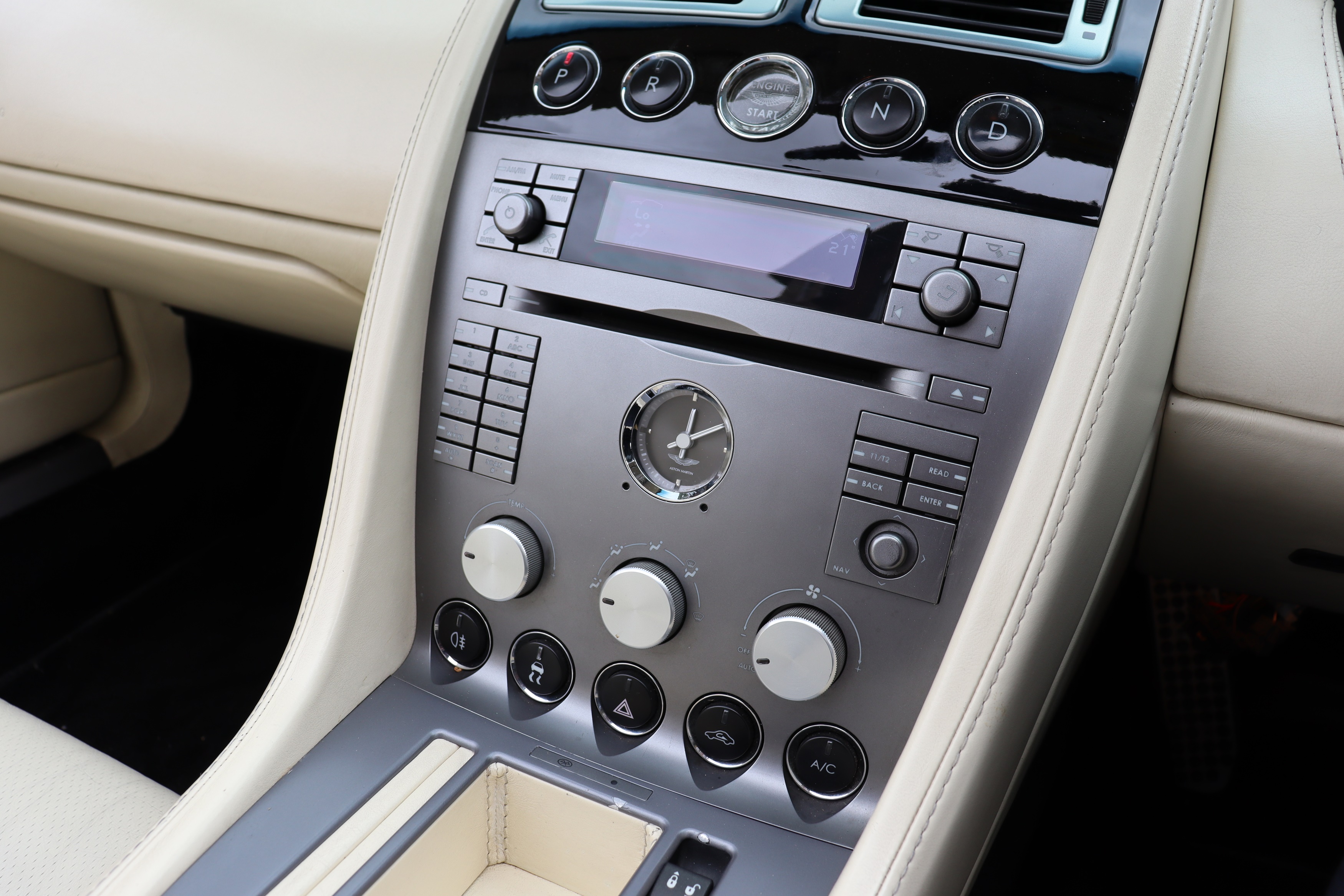 Lot 103 - 2006 Aston Martin DB9 Volante