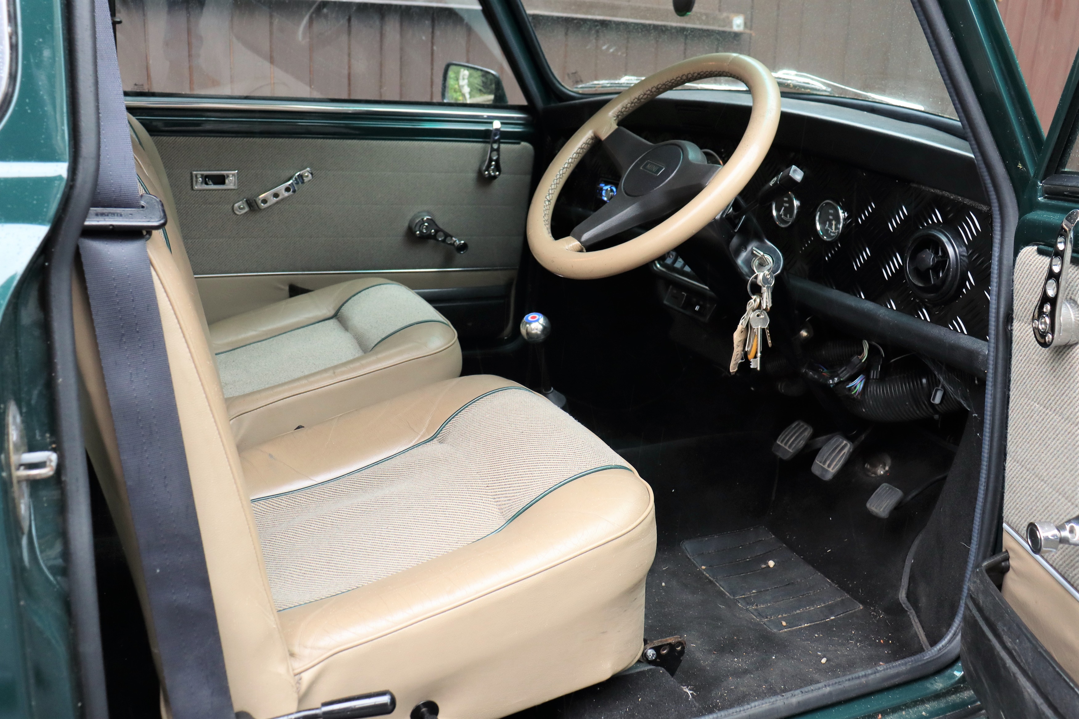 Lot 104 - 1992 Rover Mini British Open Classic