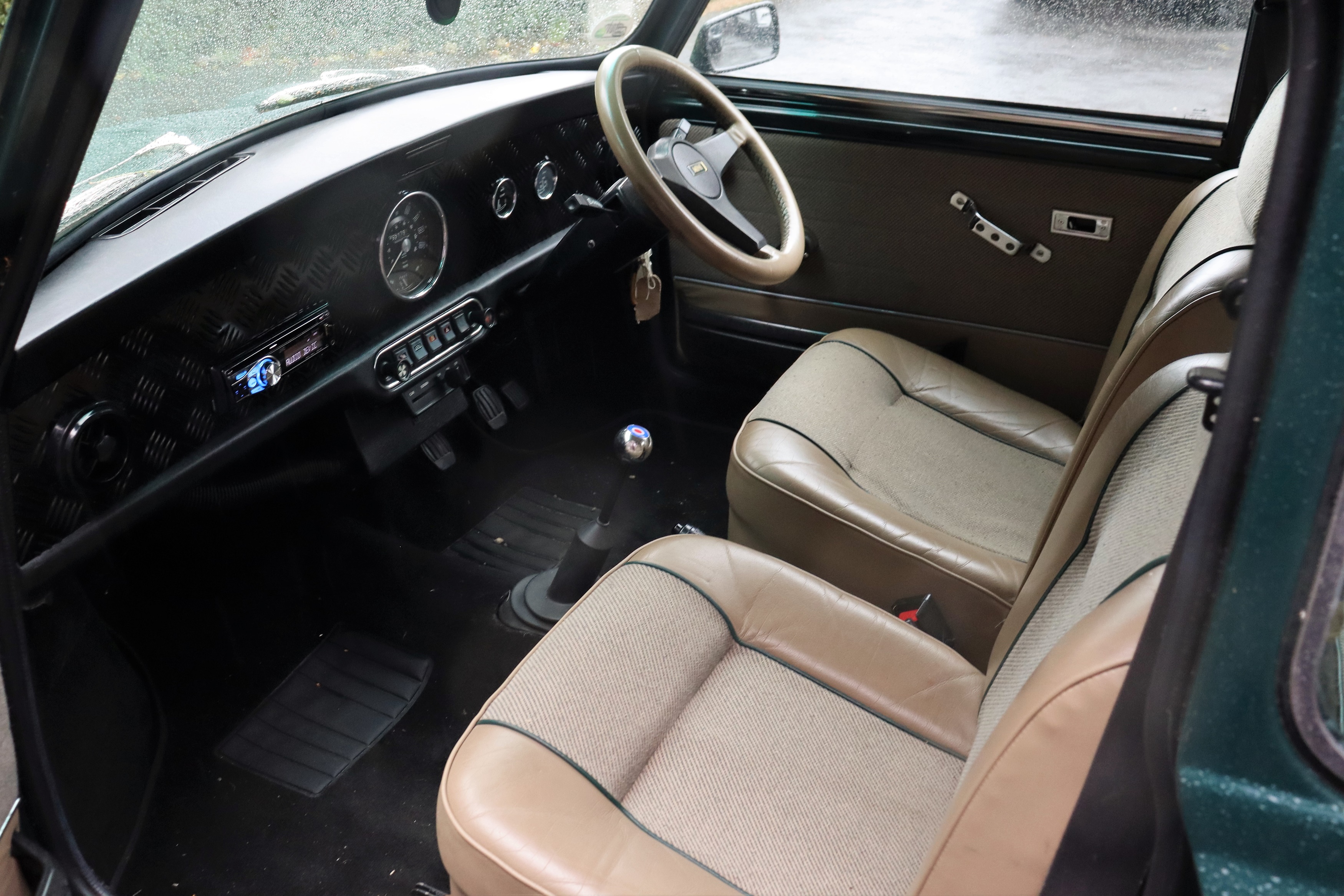 Lot 104 - 1992 Rover Mini British Open Classic