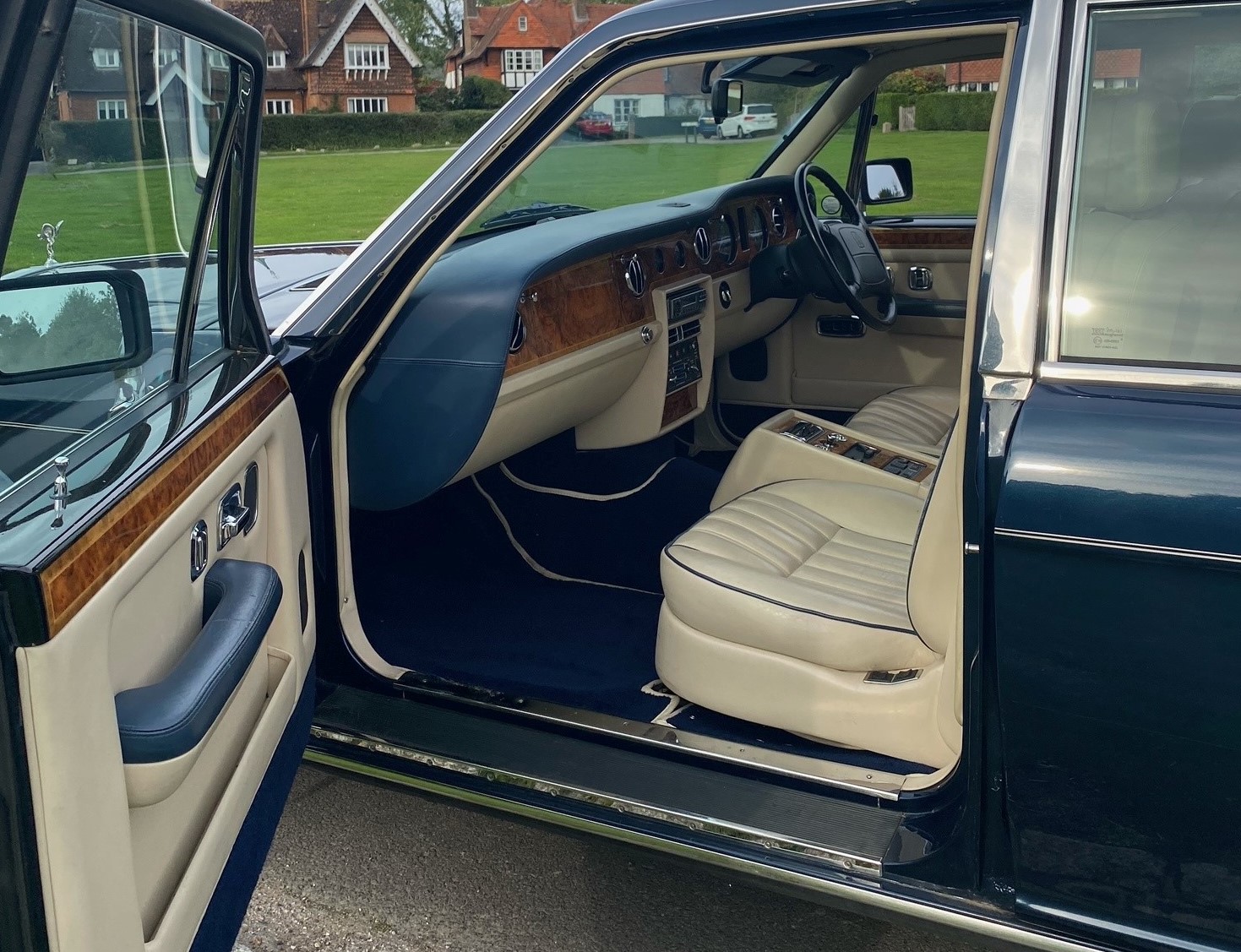 Lot 108 - 1995 Rolls-Royce Silver Spirit III