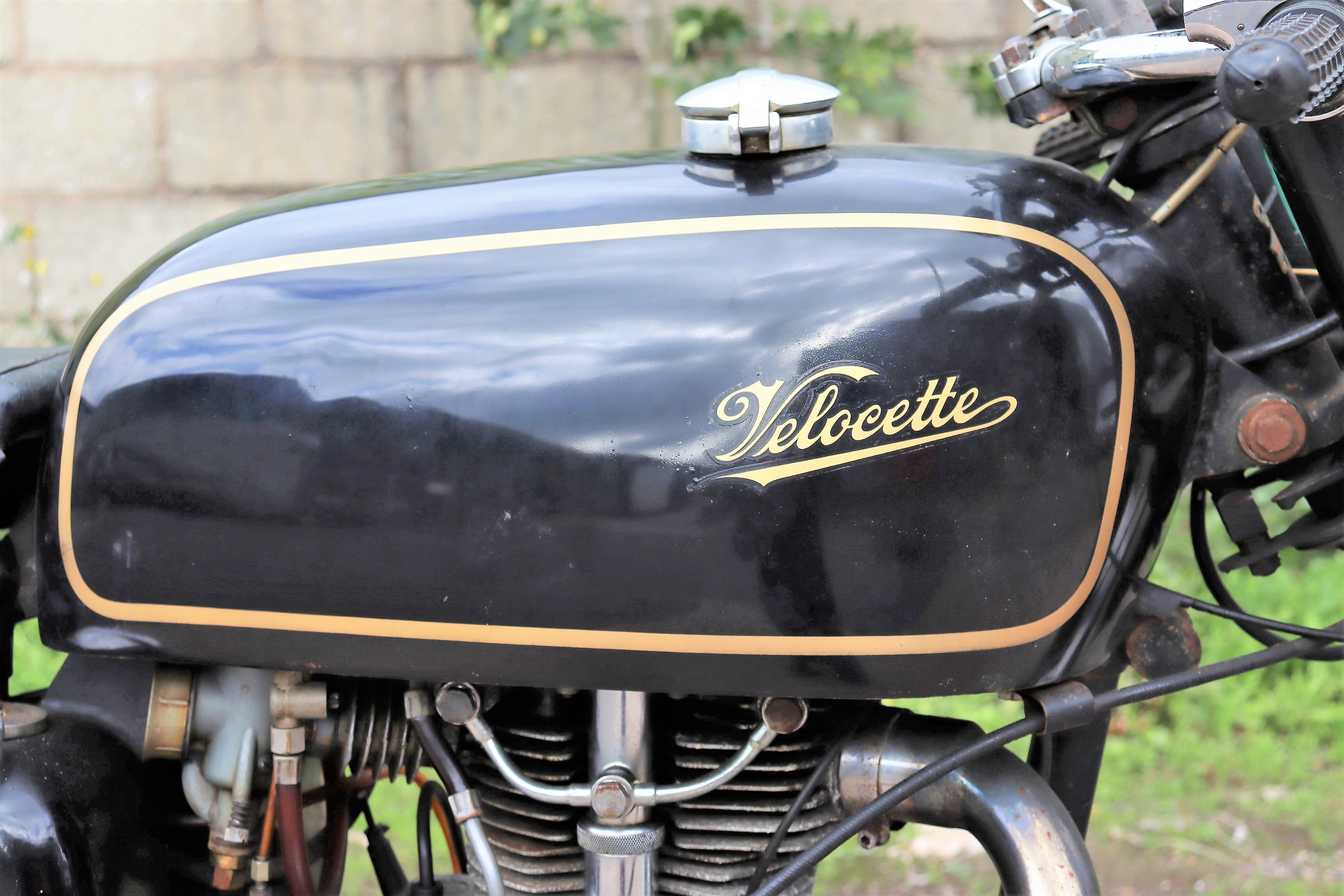 Lot 421 - 1964 Velocette Venom