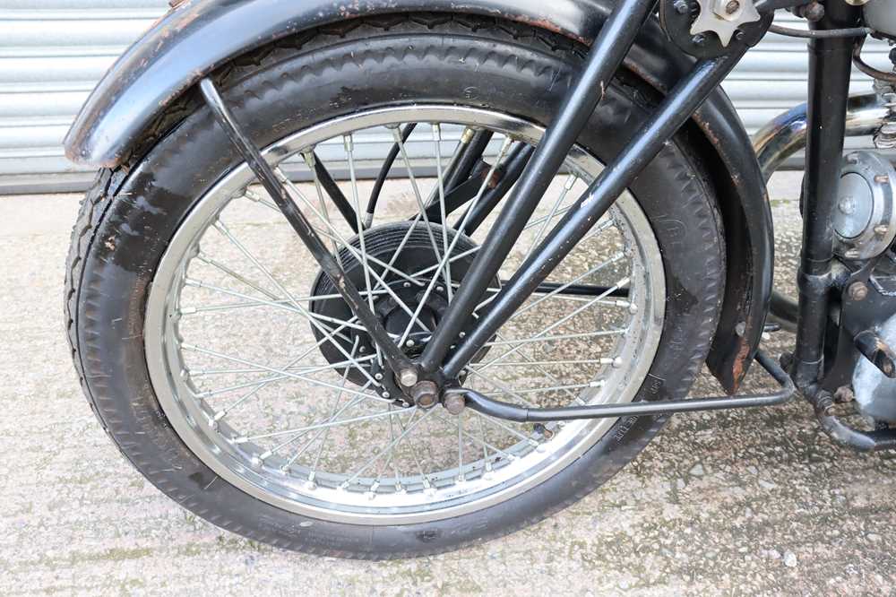 Lot 410 - 1937 Triumph 5H